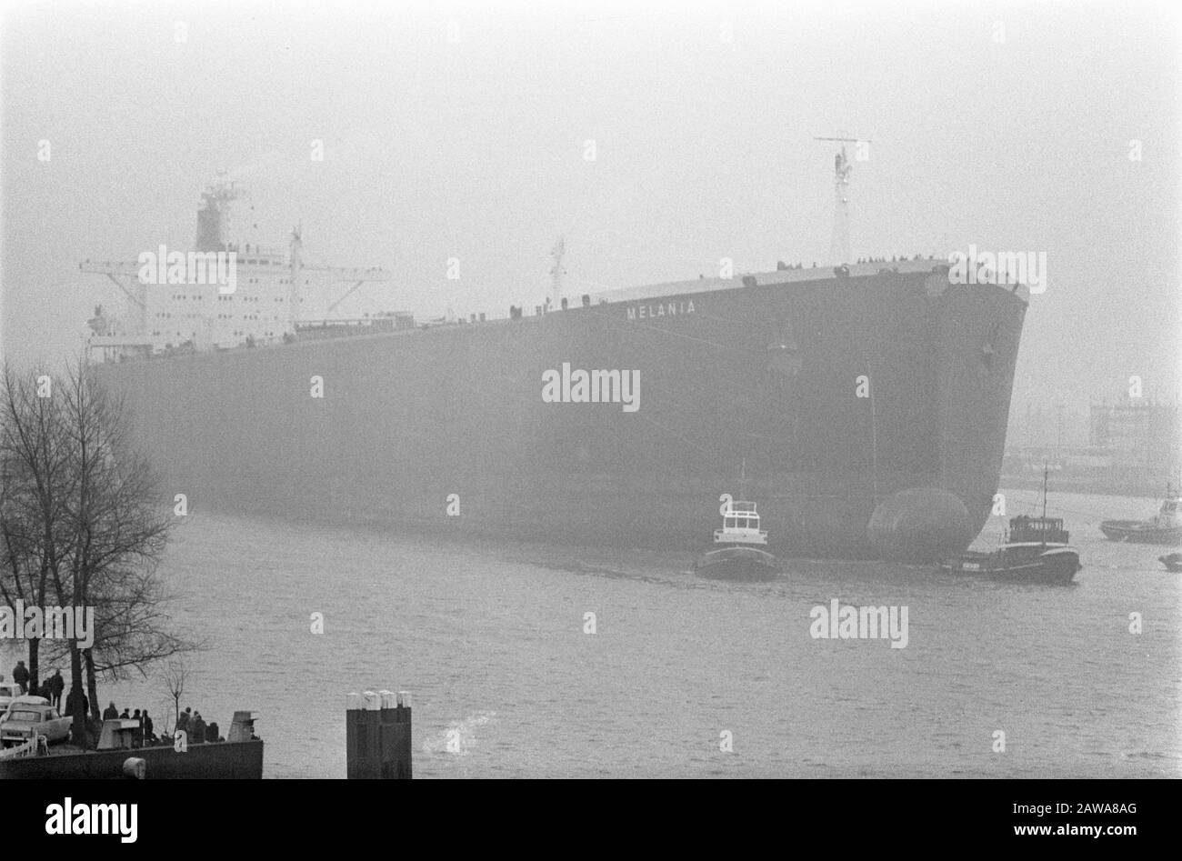 Mammoth Tanker Melania makes trial (here Hembrug) Date: December 8 ...