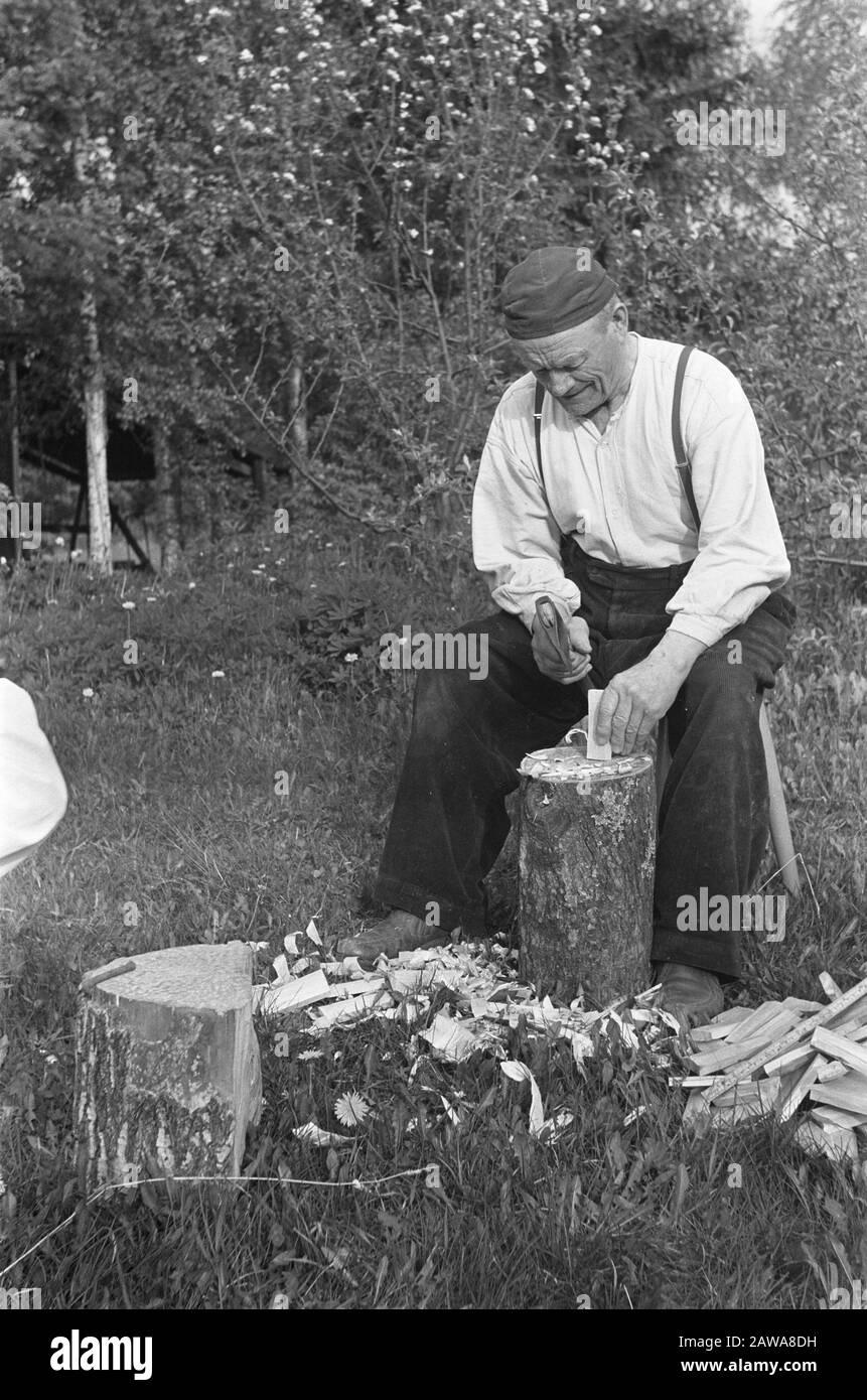 Loggers working Black and White Stock Photos & Images - Alamy