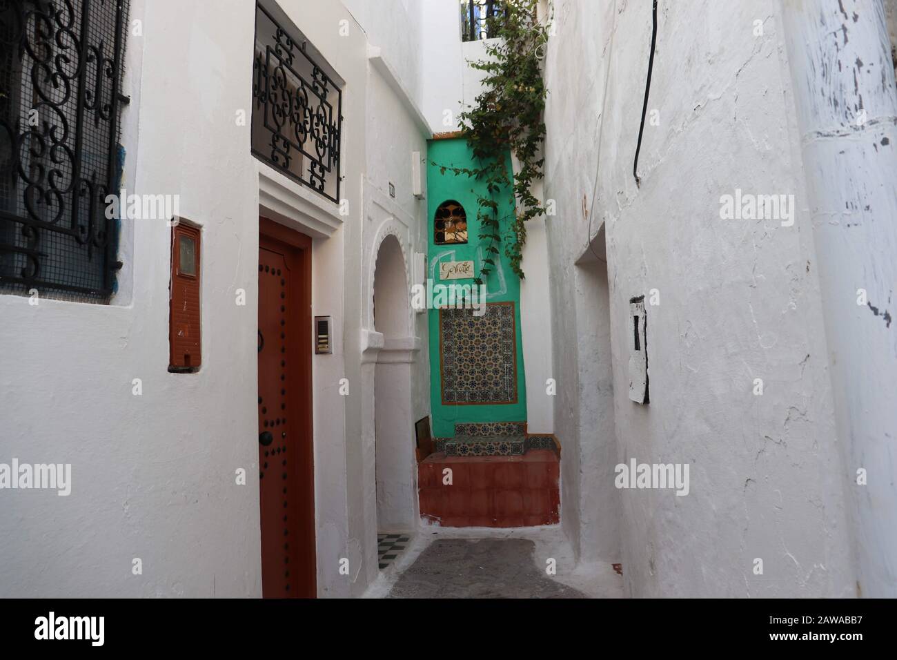 I am always amazed by the architecture of traditional Moroccan houses ...