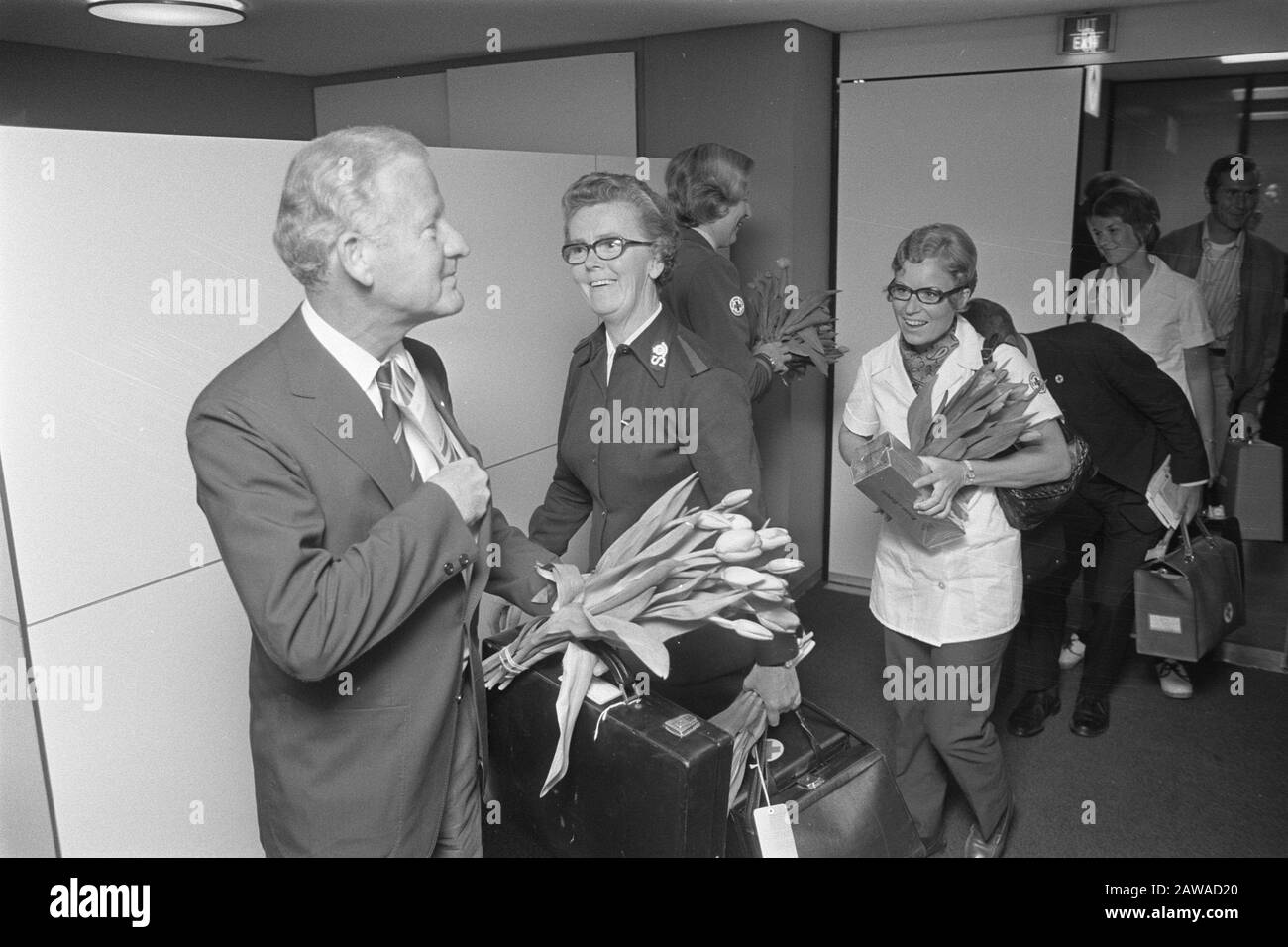 Medical team of Dutch Red Cross back from Bangladesh at Schiphol Date ...