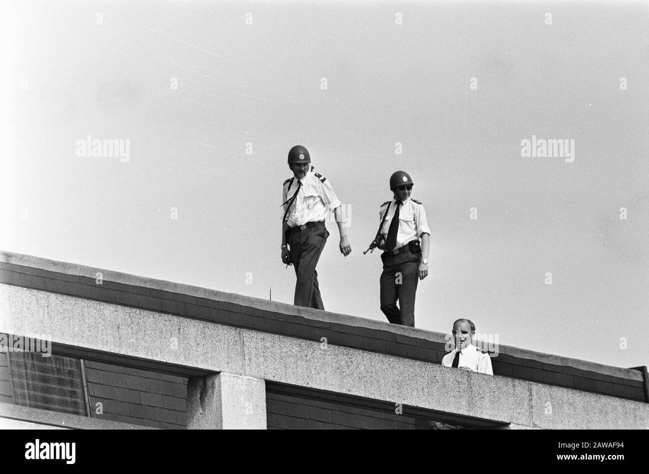 June 10 1975 hi-res stock photography and images - Alamy