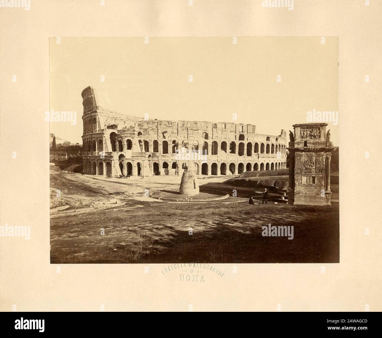 1870 ca. , ROMA , ITALY : The COLOSSEO - COLISEUM and the Meta Sudans ...