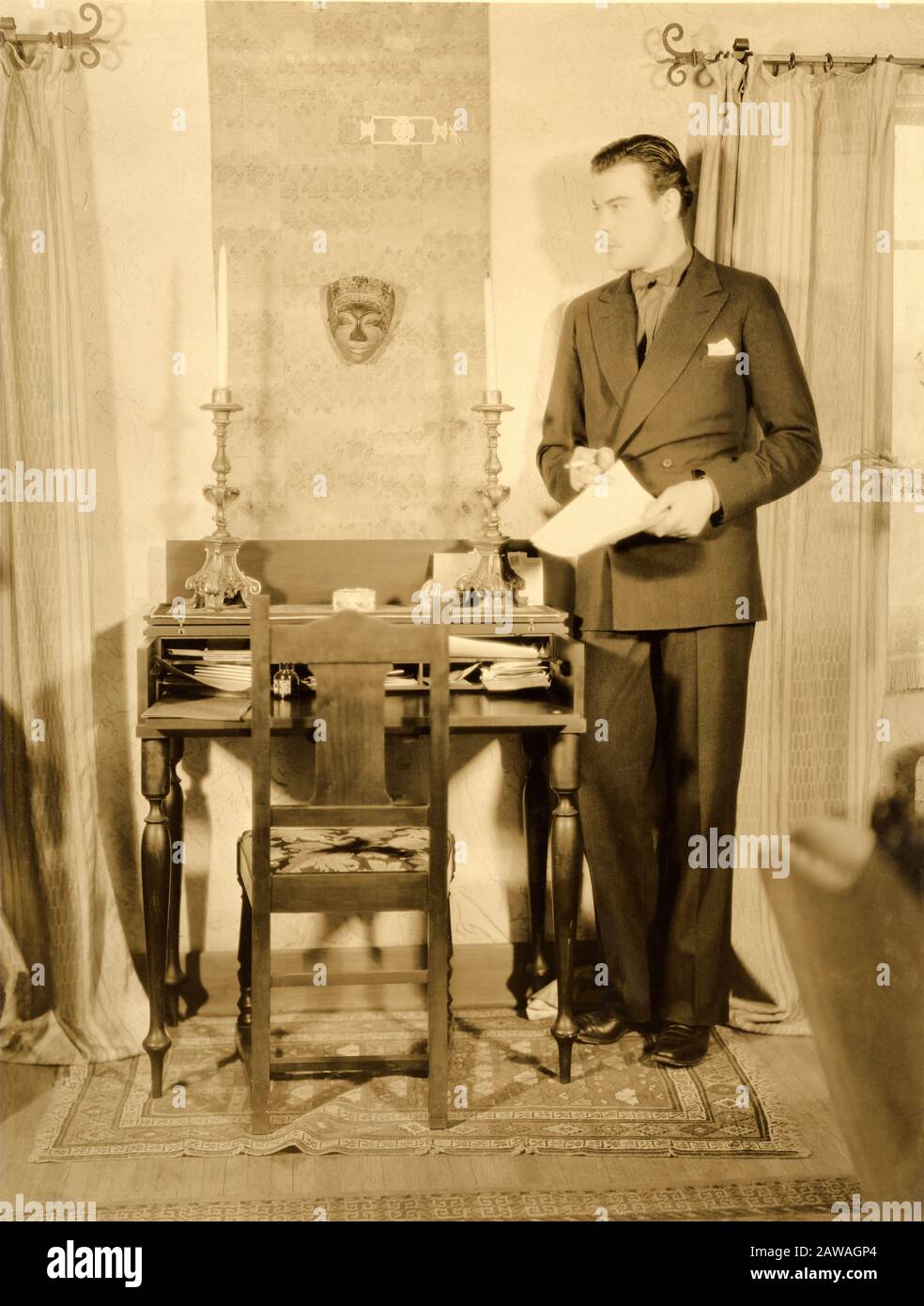 1928 ca, HOLLYWOOD , LOS ANGELES , USA : The silent movie actor NILS ...