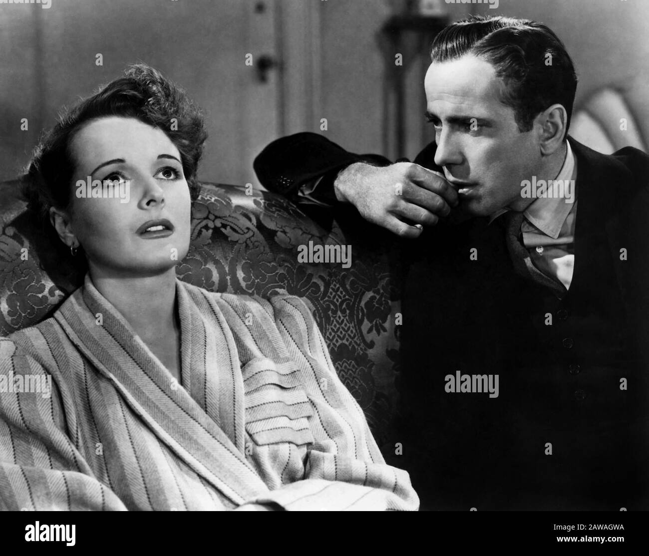 1941 , HOLLYWOOD , USA : The celebrated movie actor HUMPHREY BOGART ...
