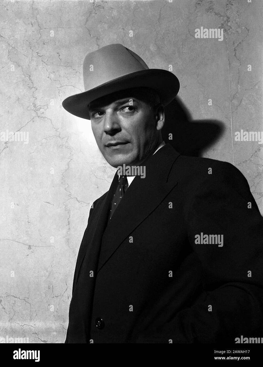 1940 ca, USA : The italian born criminal TONY CORNERO Stralla ( 1899 ...