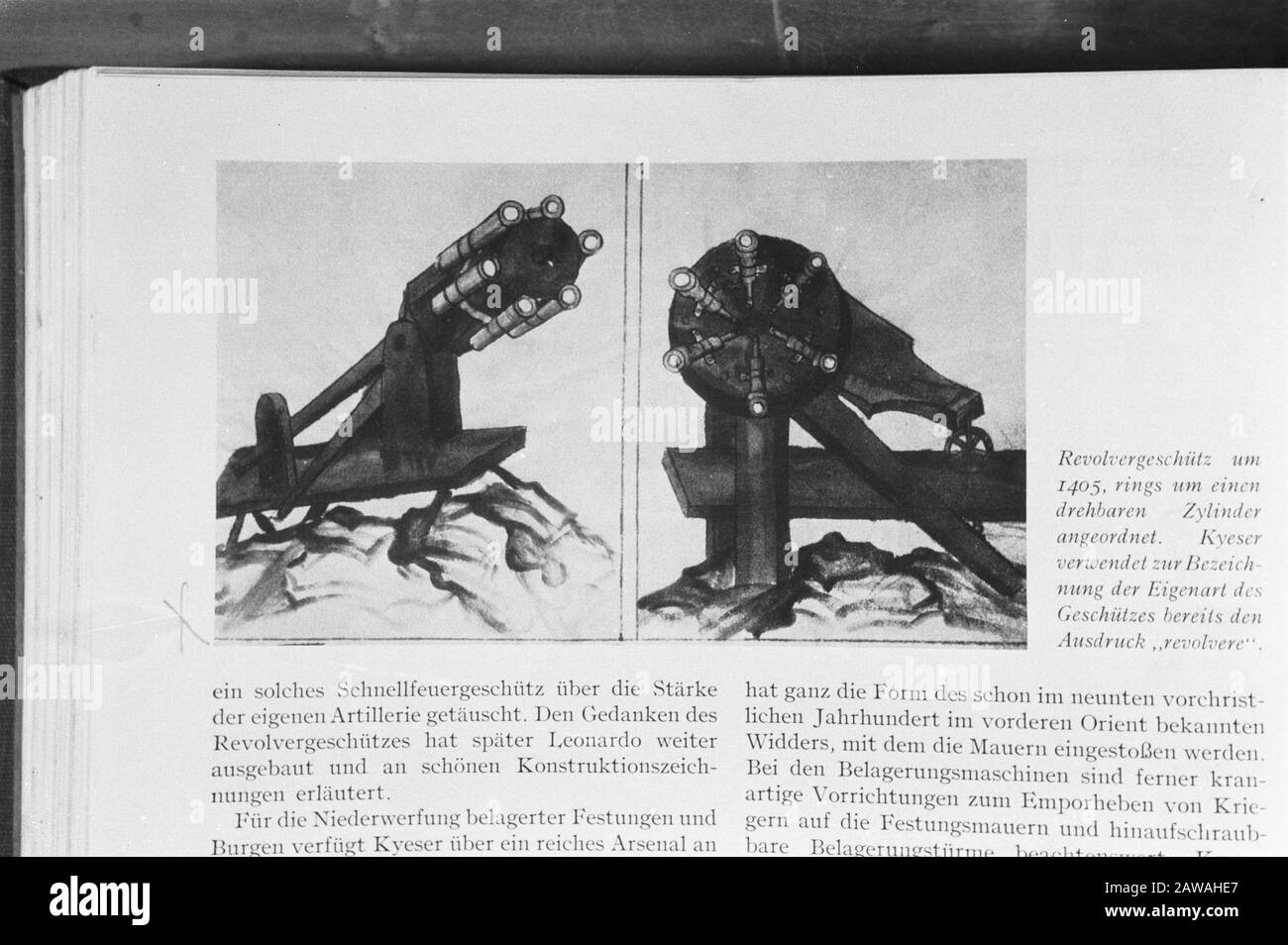 Siege machine hi-res stock photography and images - Alamy