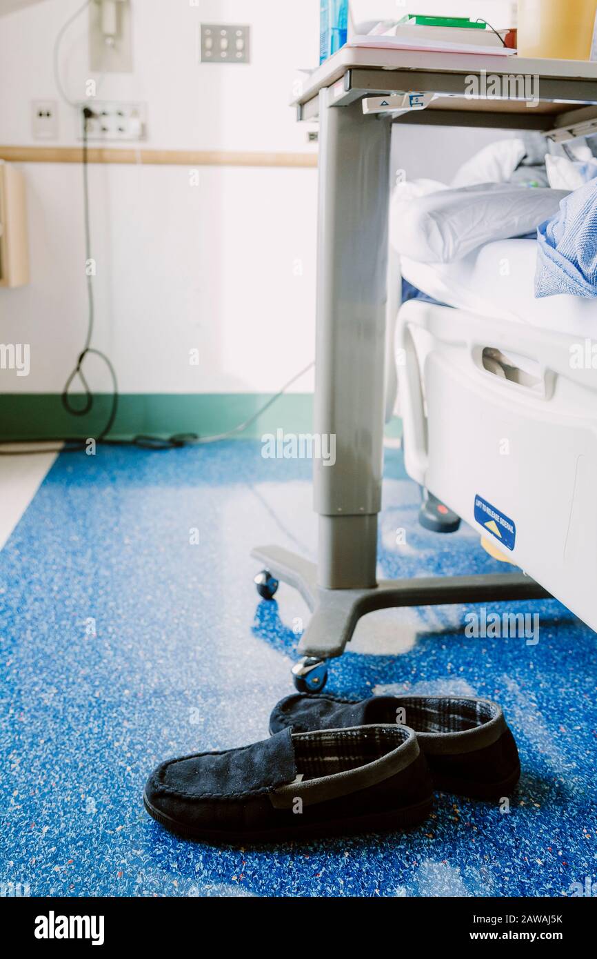 Hospital on wheels hi-res stock photography and images - Alamy