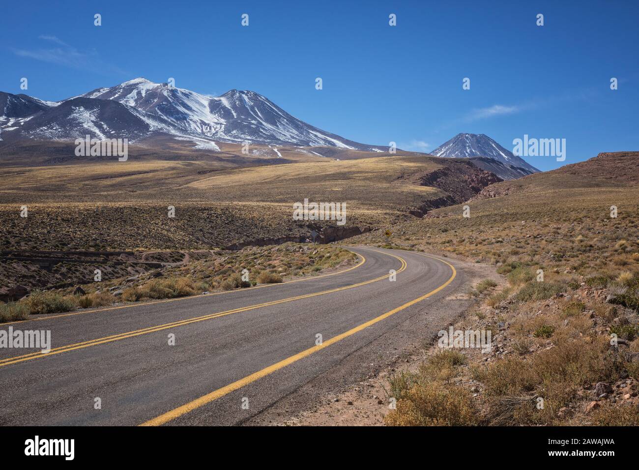 Extreme roads in atacama desert Stock Photo - Alamy