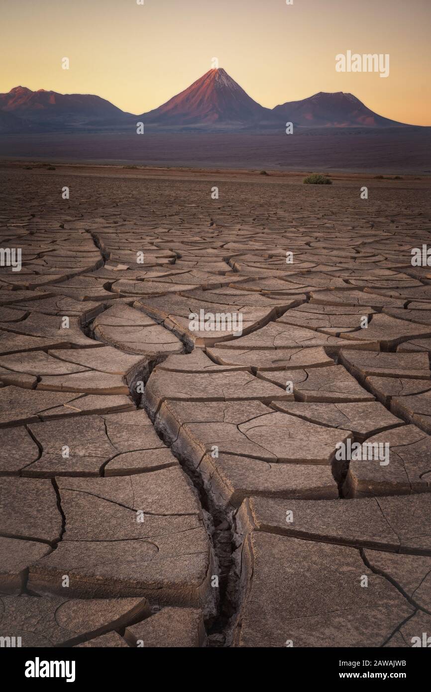 Sand volcanoes hi-res stock photography and images - Alamy