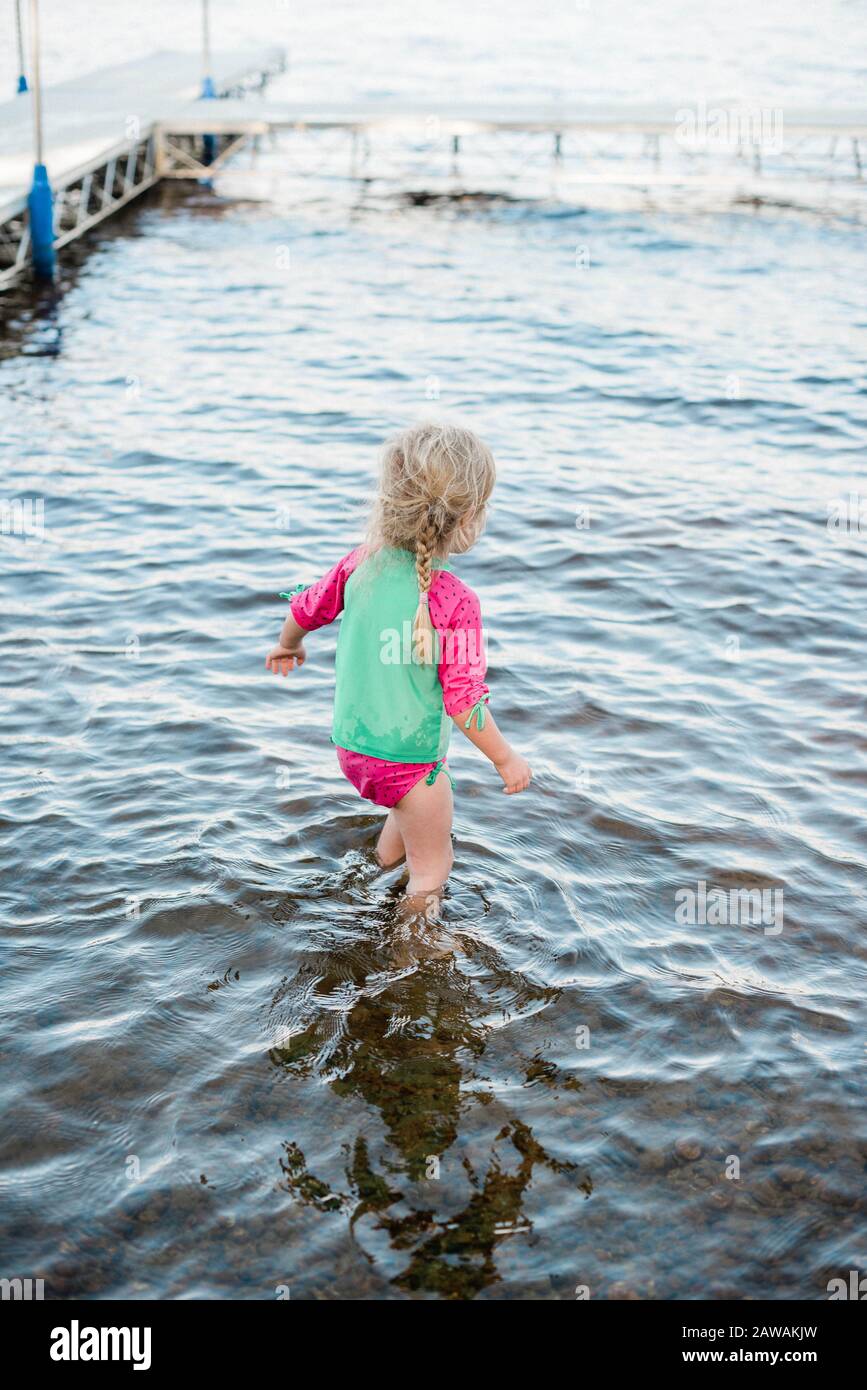 Cooling lake hi-res stock photography and images - Alamy