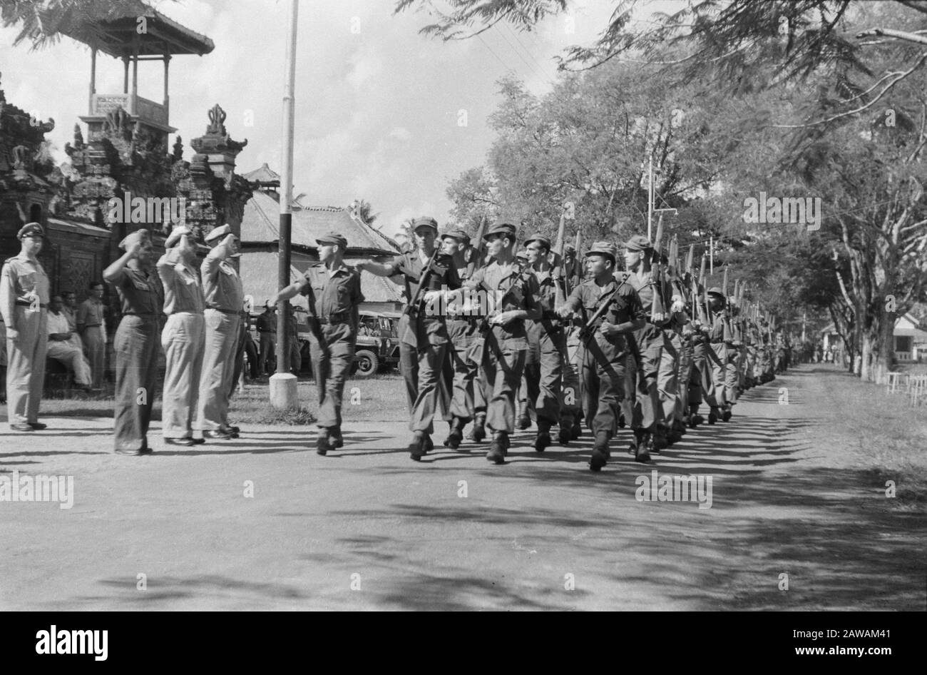[military parade a KNIL unit in Bali?] Annotation: [track inventory DJK ...