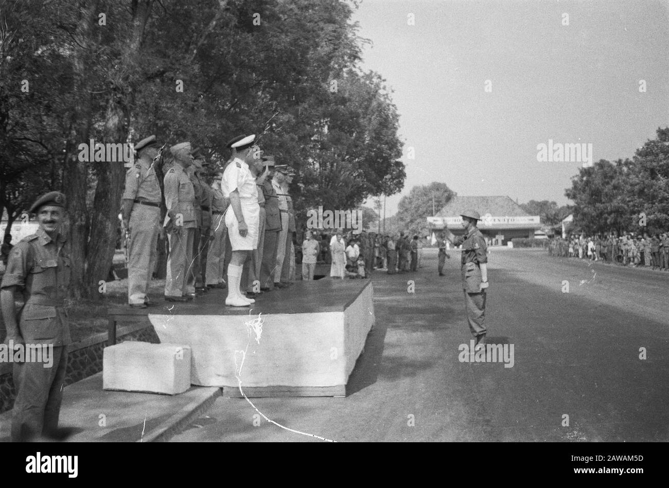parade for the British General Montagu Stopford Military weapon ...