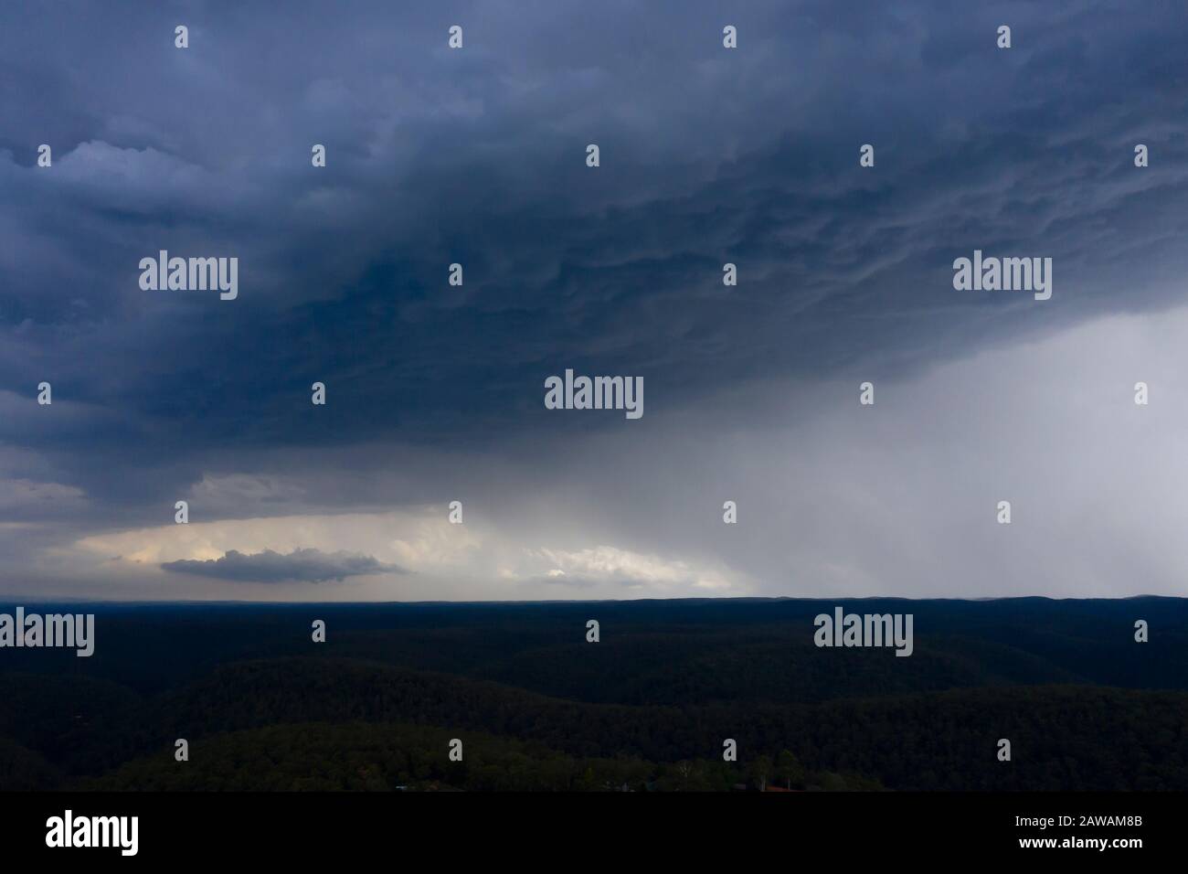 Sydney lightning hi-res stock photography and images - Alamy