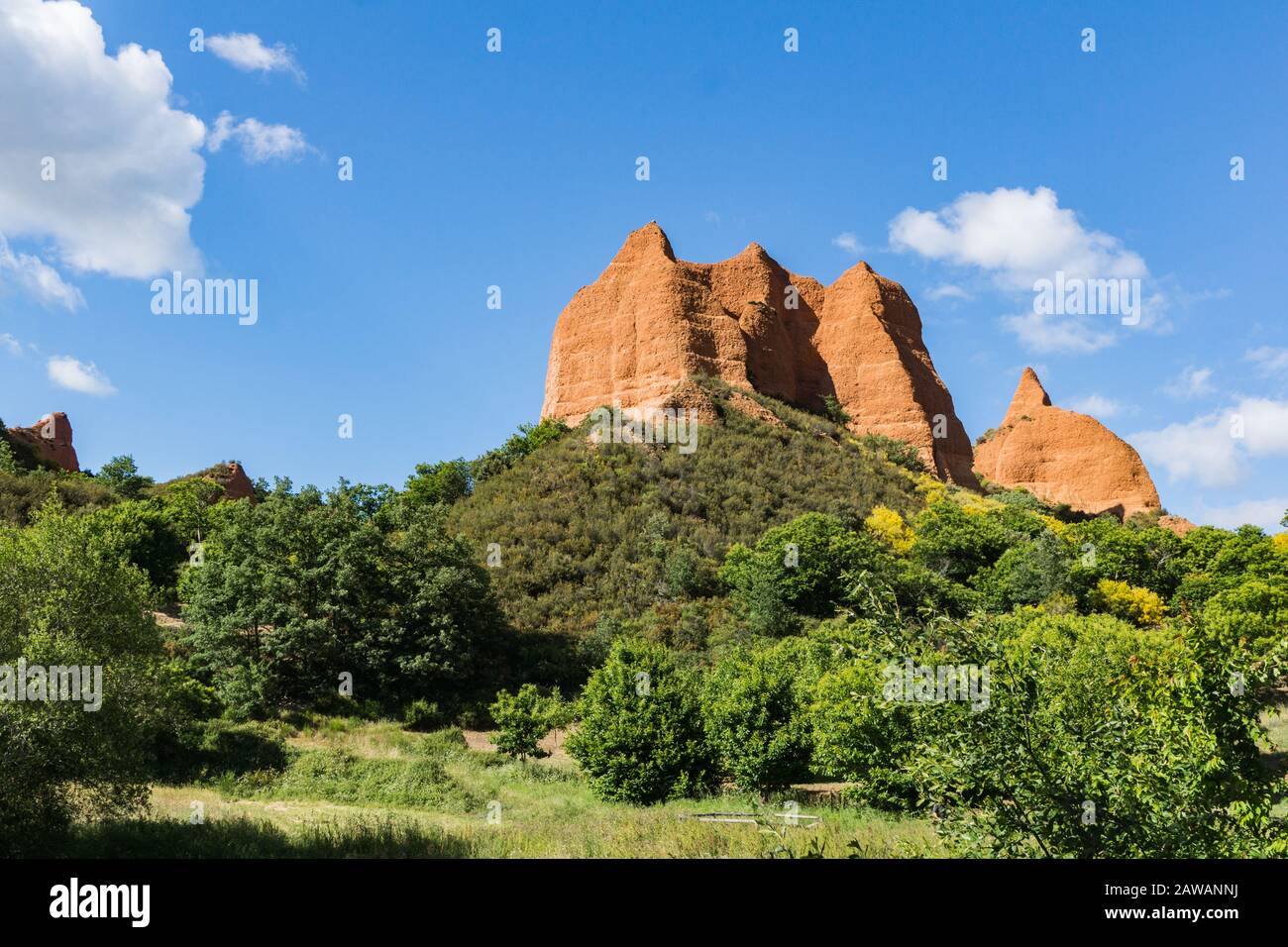 Rocks of Las Medulas Stock Photo - Alamy