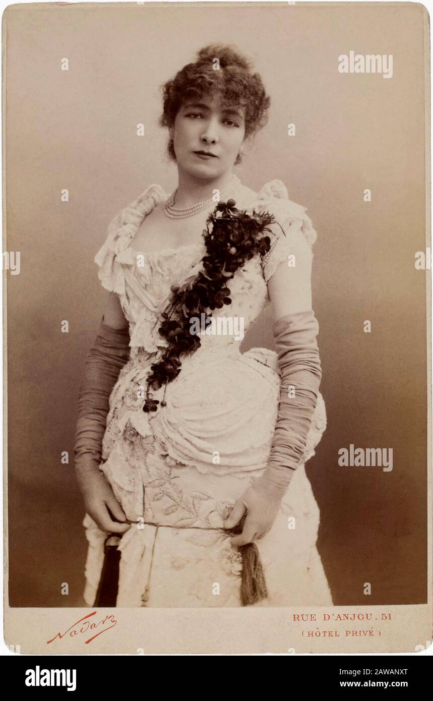 1882 , PARIS , FRANCE : The french most celebrated theatre actress ...