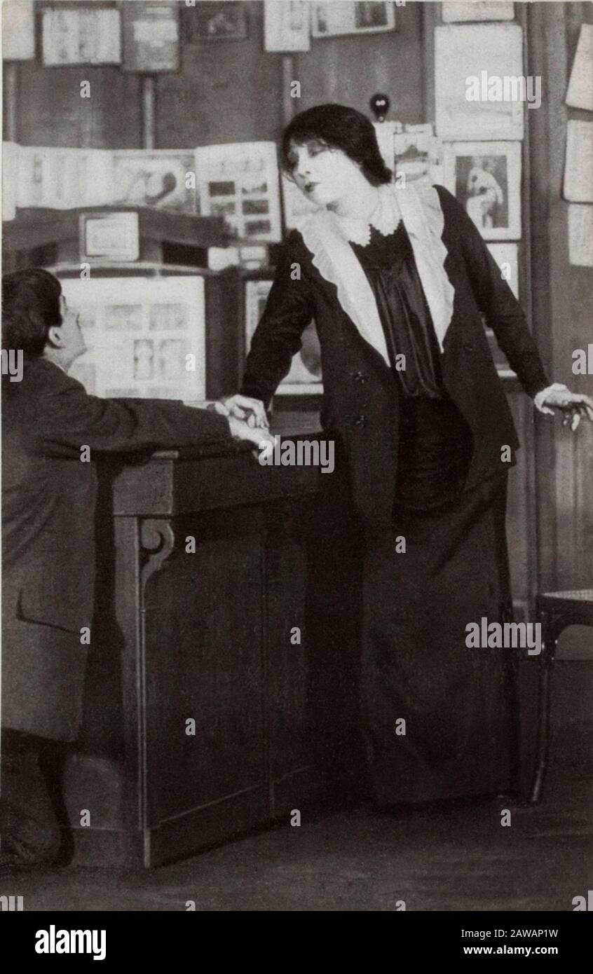 France 1913 sarah bernhardt in jeanne dore hi-res stock photography and ...