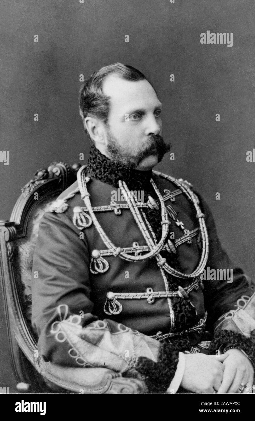 Storica uniforme militare hi-res stock photography and images - Alamy