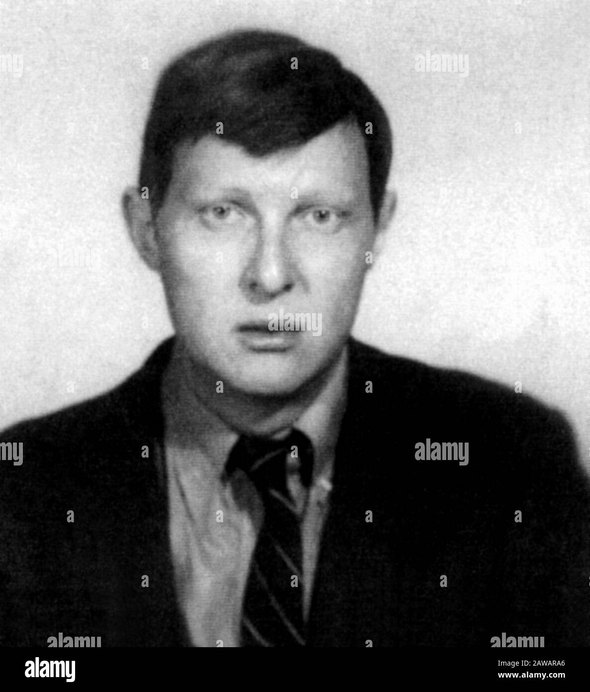 1963 , USA : The passport photo used for the travel in Morocco of ...
