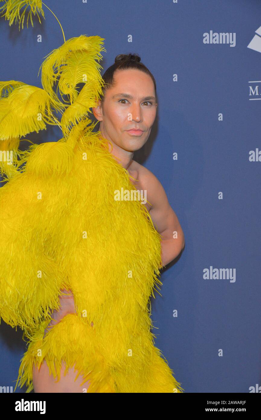 NEW YORK, NY - FEBRUARY 05: Di Mondo attends the 2020 amfAR New York ...