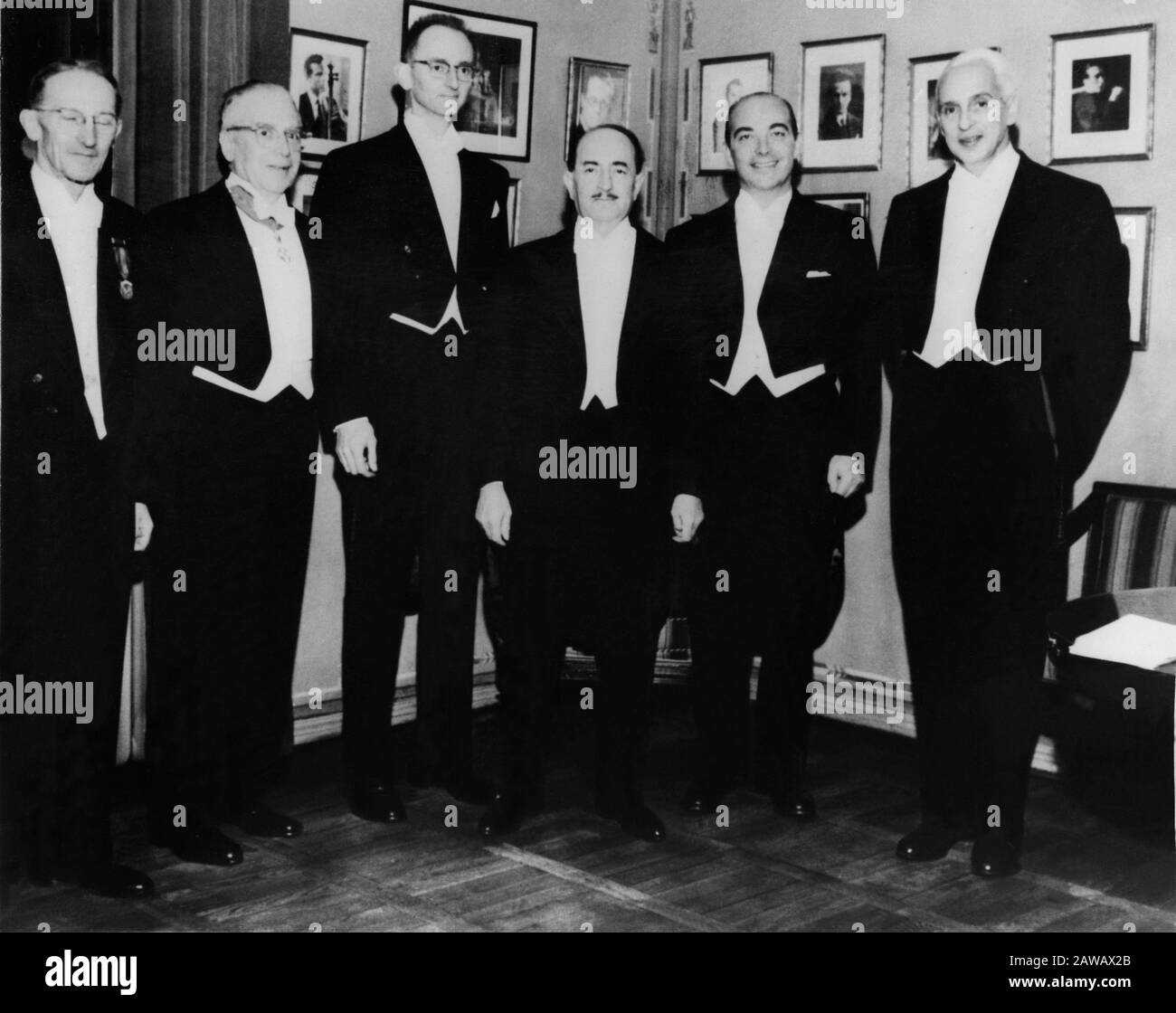 12 1 1959 Black and White Stock Photos & Images - Alamy