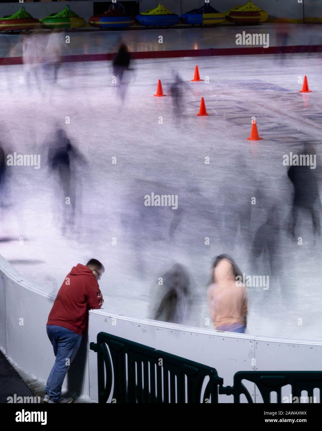 Extrovert people hi-res stock photography and images - Alamy