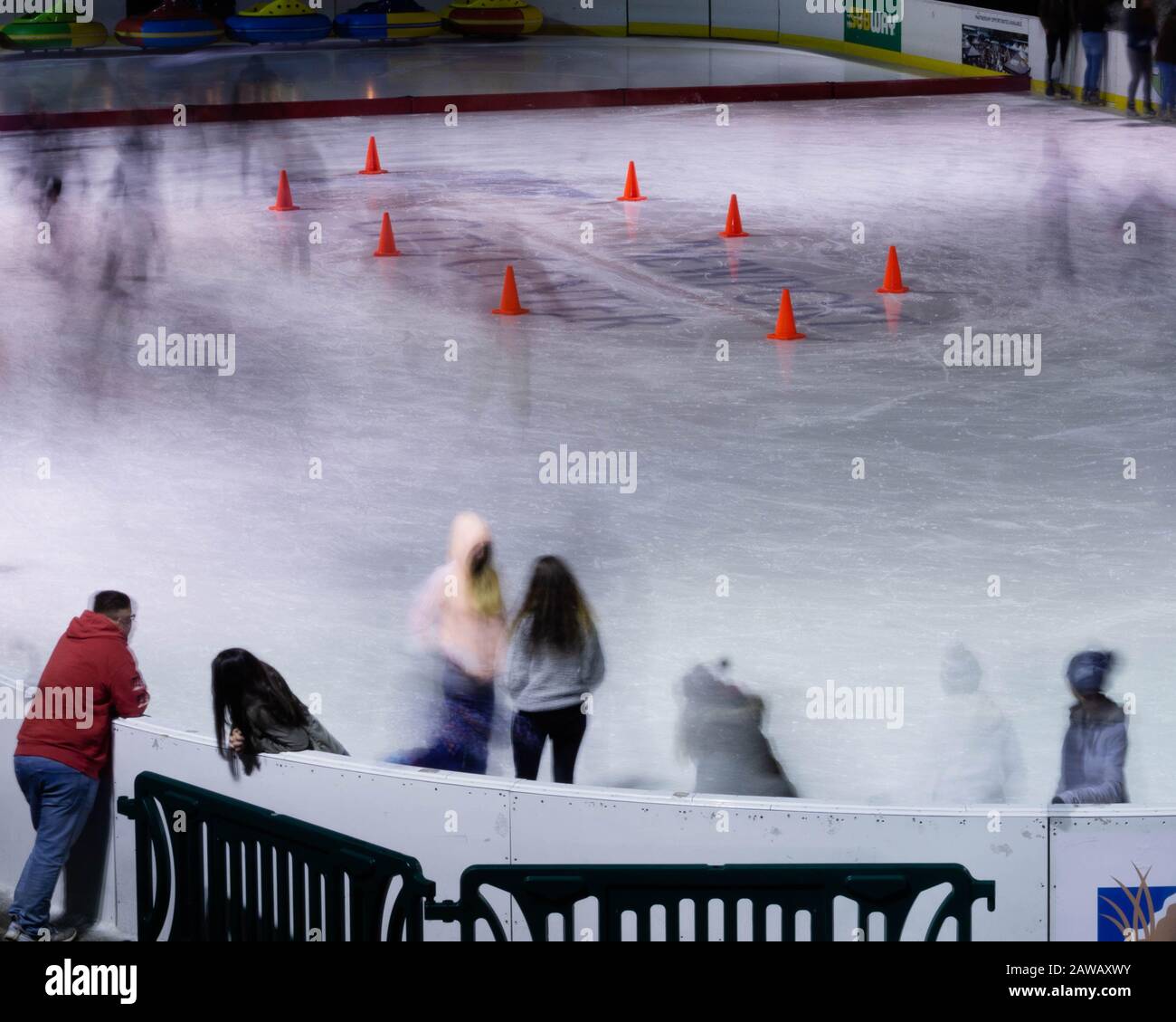 Extrovert people hi-res stock photography and images - Alamy