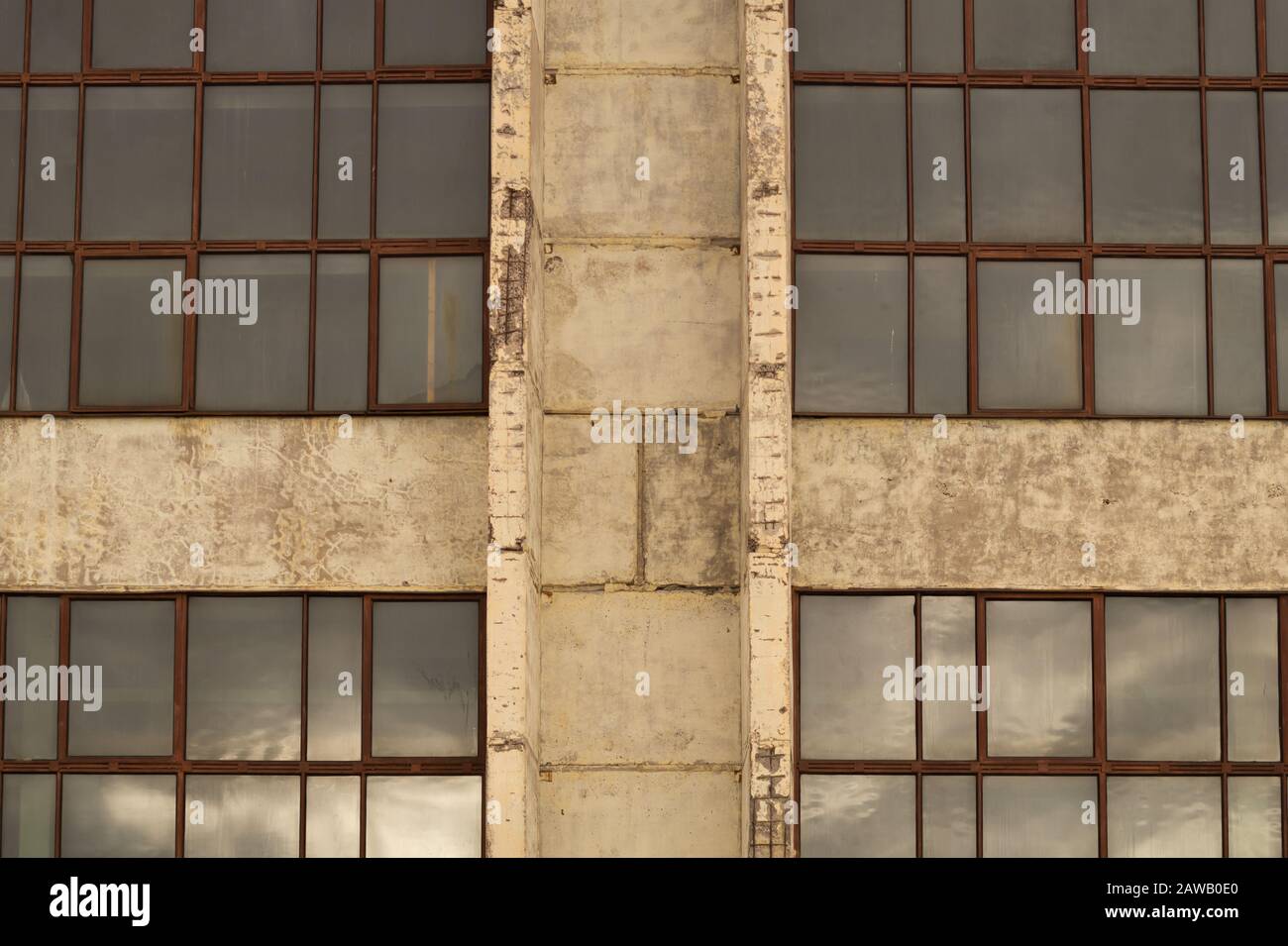 Big window frame texture hi-res stock photography and images - Alamy