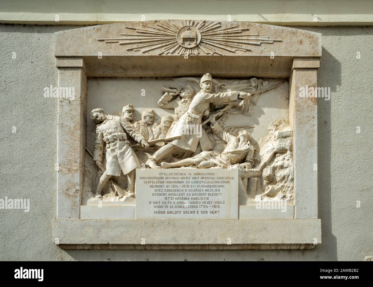 War zone relief hi-res stock photography and images - Alamy