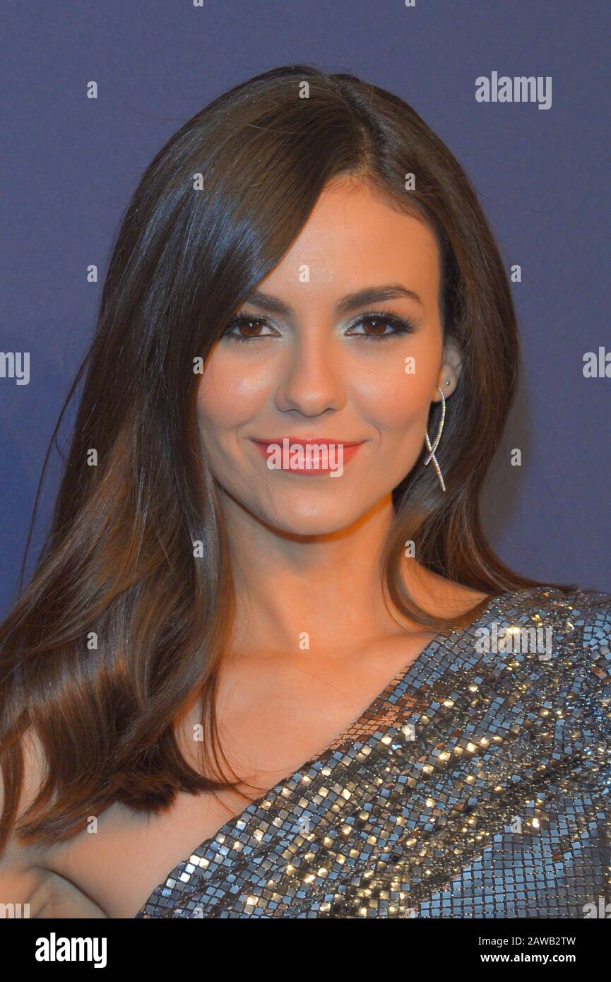 Victoria justice hi-res stock photography and images - Alamy