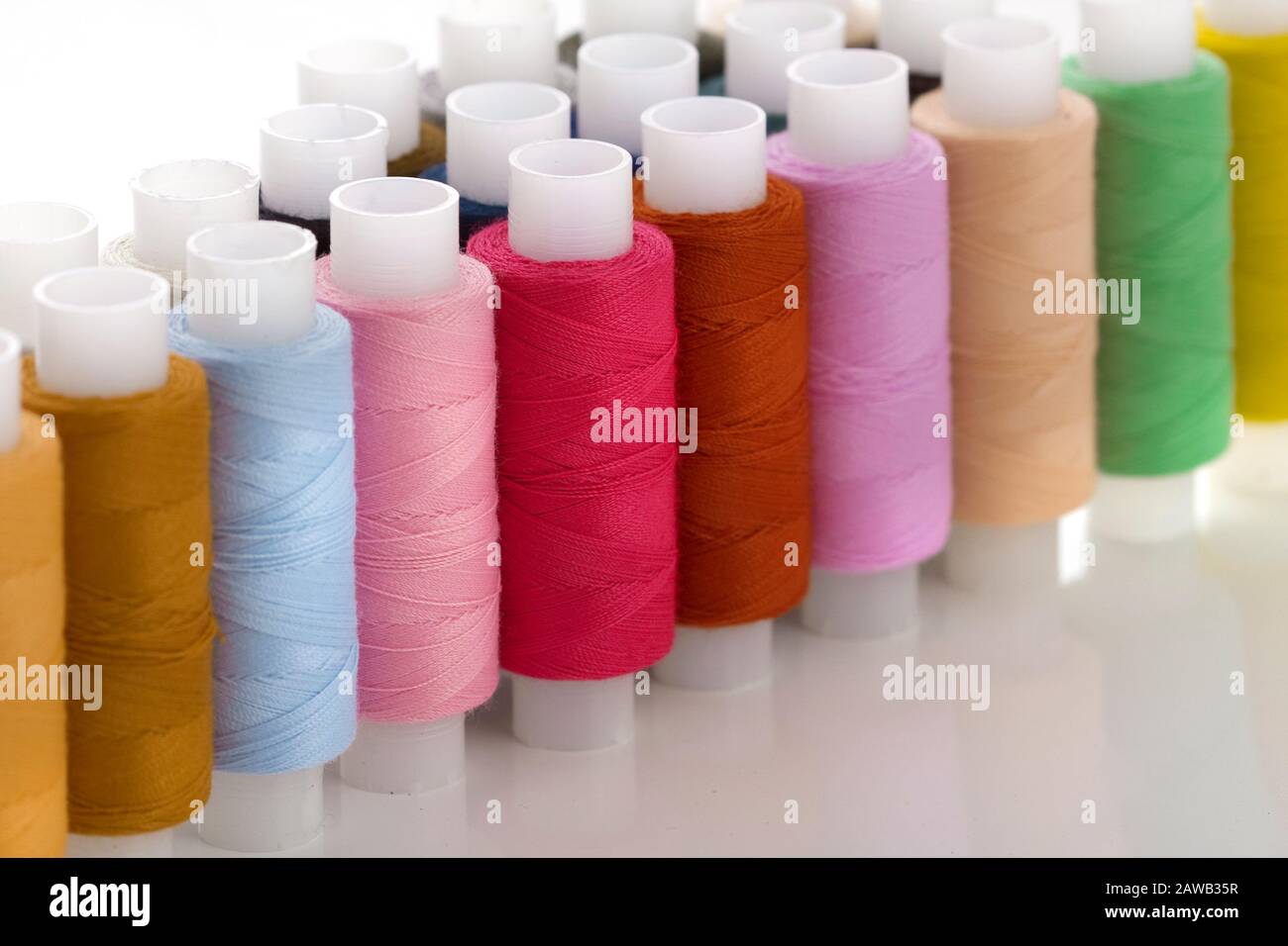 Image of the colorful spools threads Stock Photo - Alamy