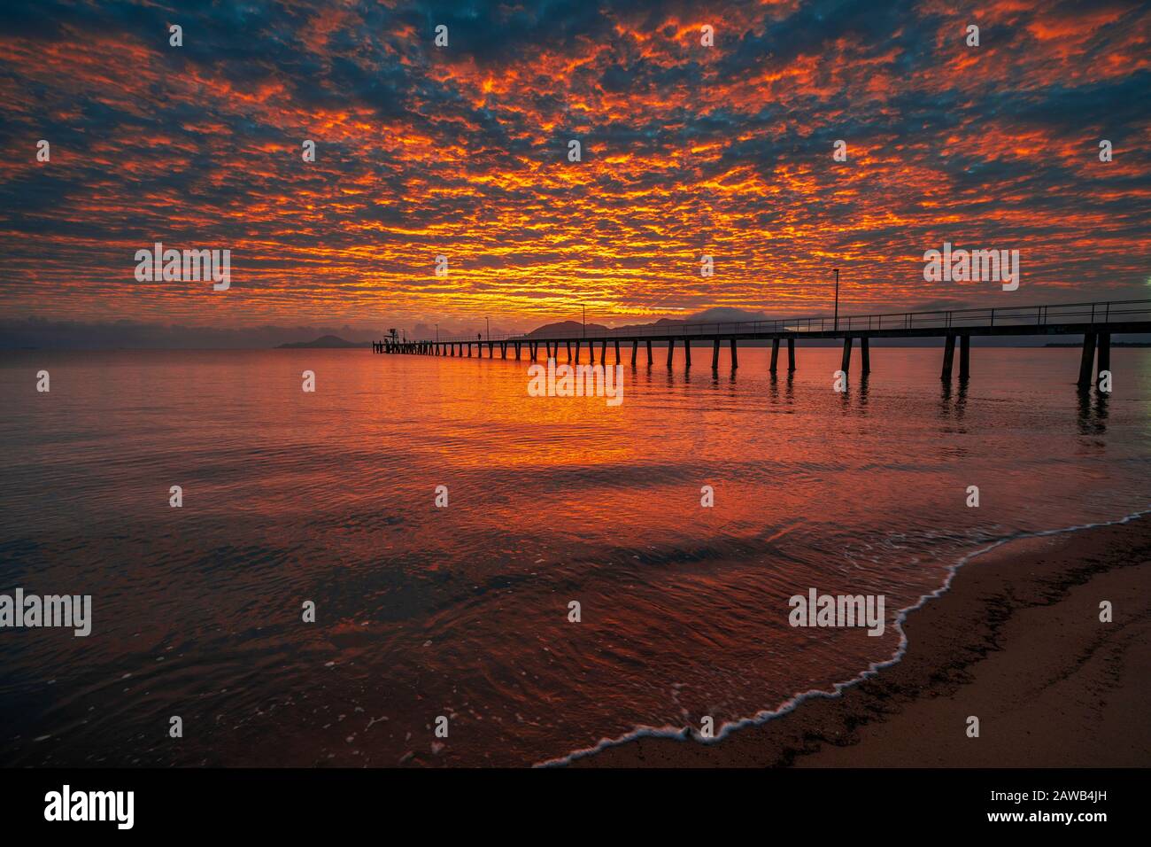 Cardwell queensland australia hi-res stock photography and images - Alamy