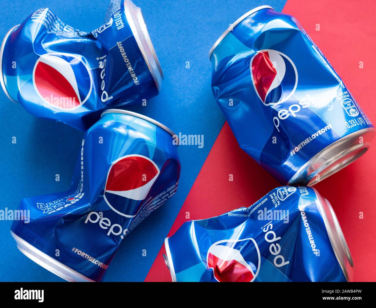 Aluminum drink cans scrap metal hi-res stock photography and images - Alamy