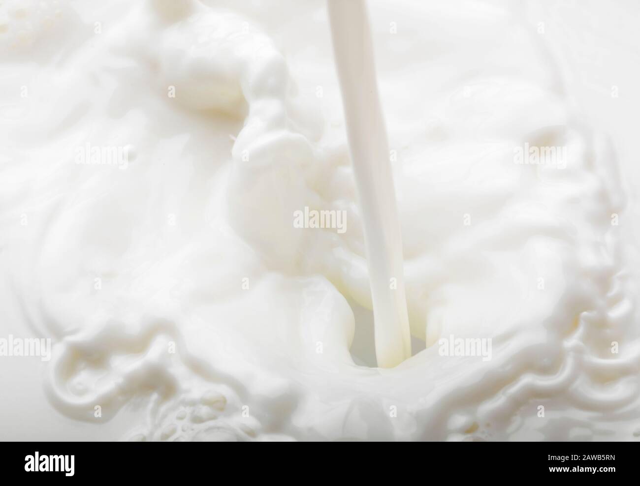 Image of the splash of milk Stock Photo - Alamy