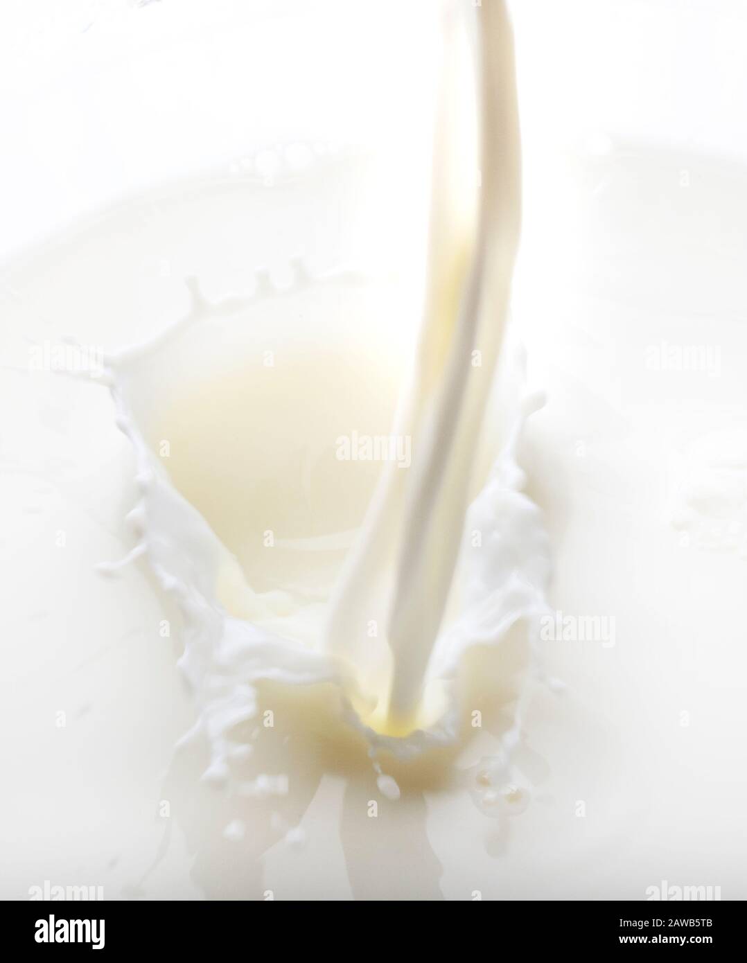 Image of the splash of milk Stock Photo - Alamy