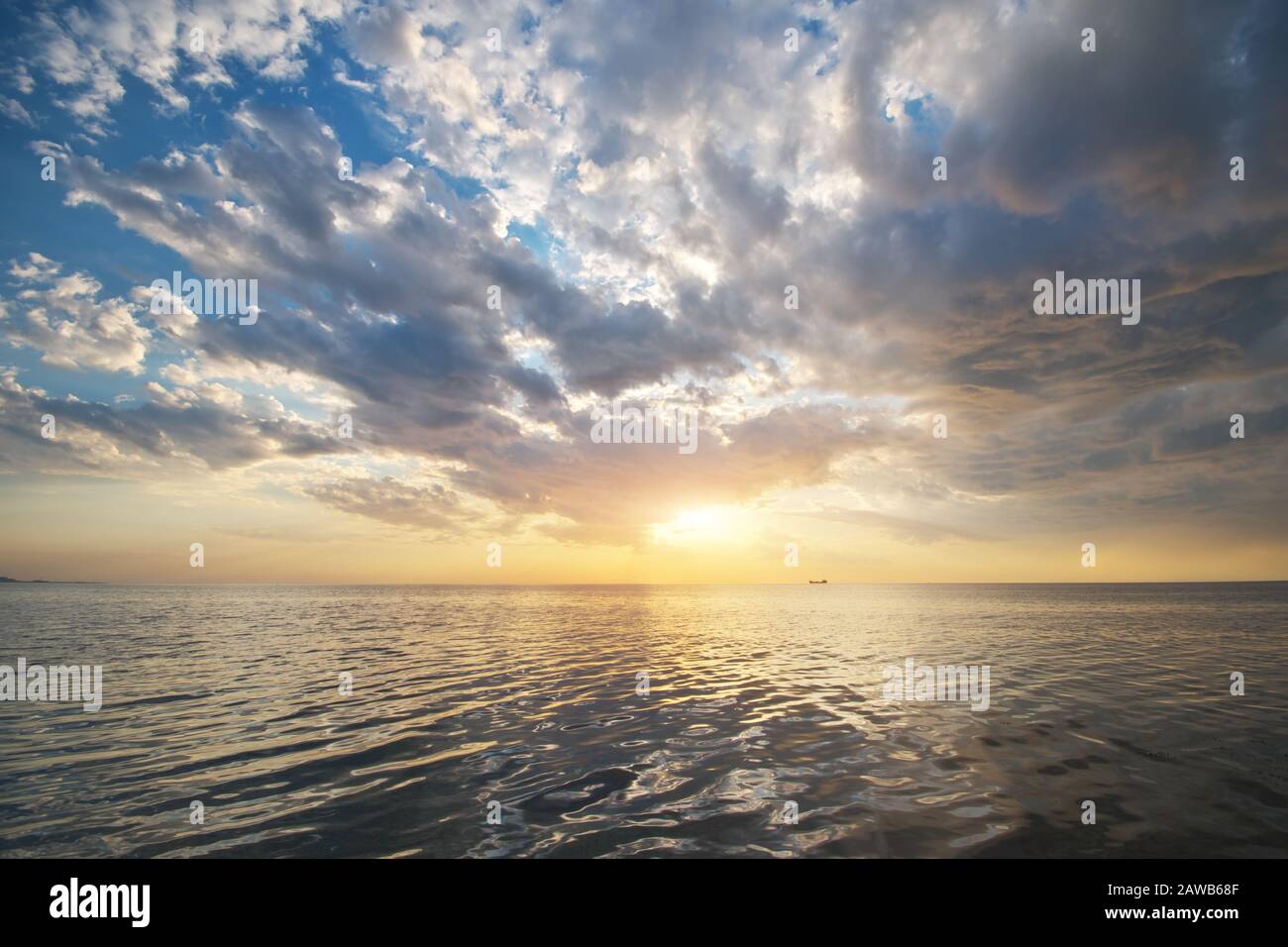 Sky background and water reflection on sunset. Nature composition Stock ...