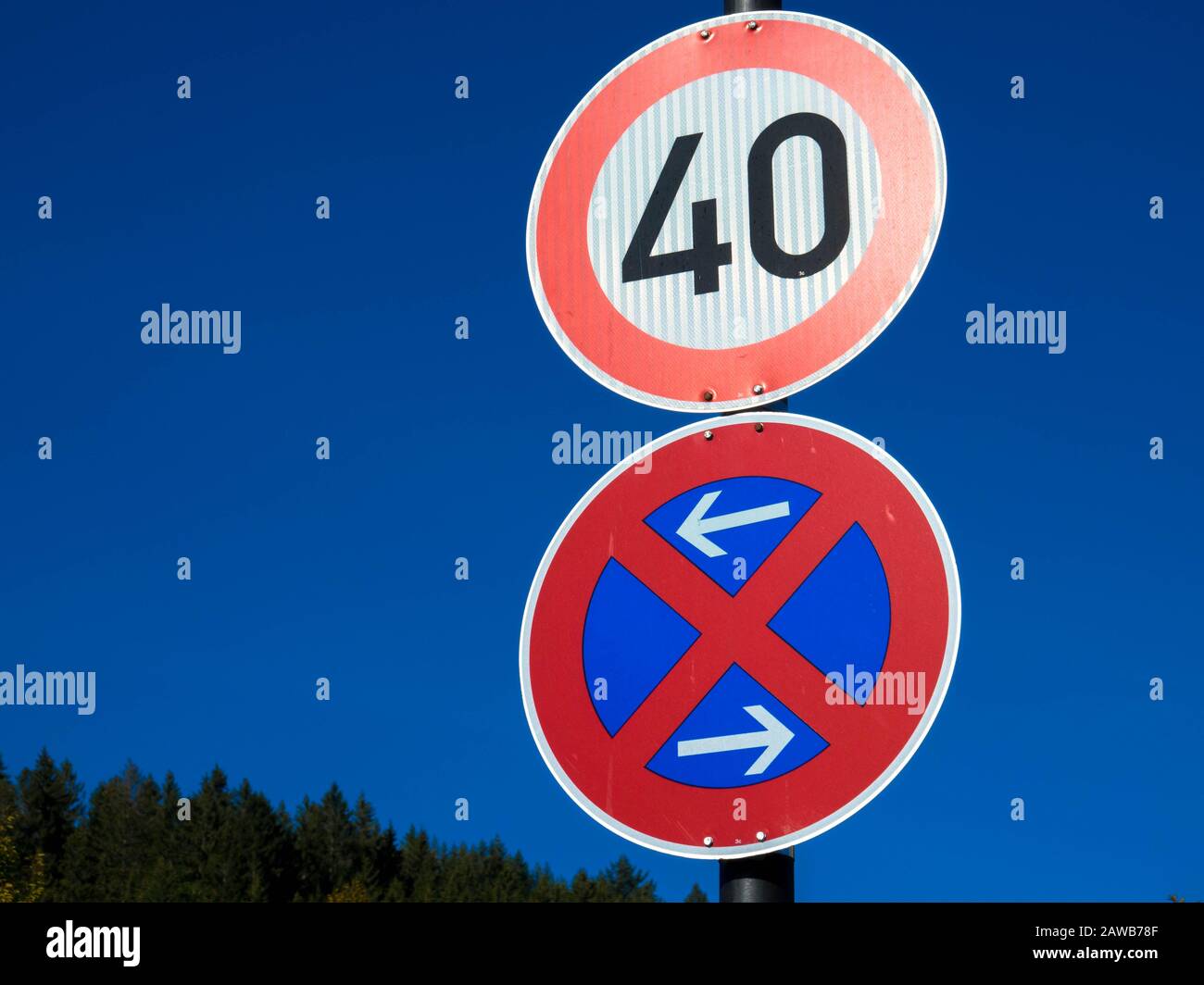 German road sign hi-res stock photography and images - Alamy