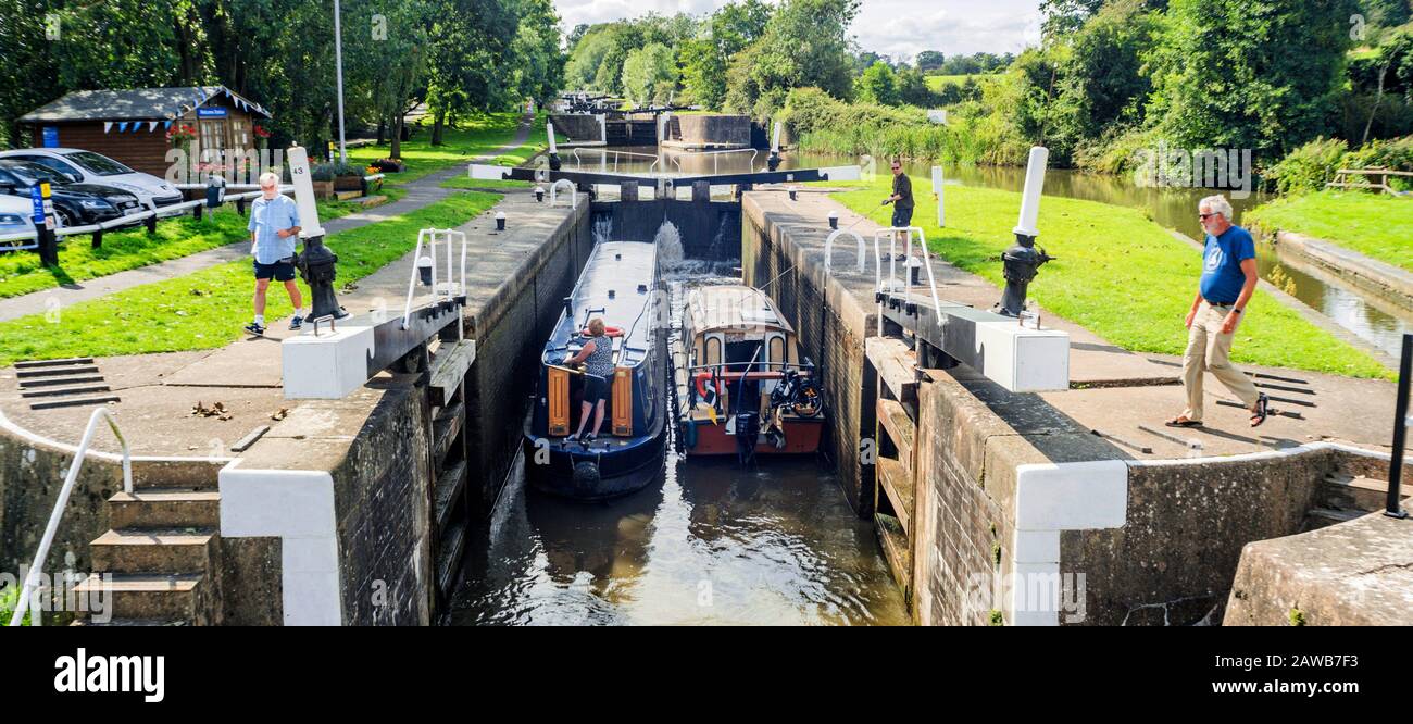 hatton locks grand union canal Stock Photo - Alamy