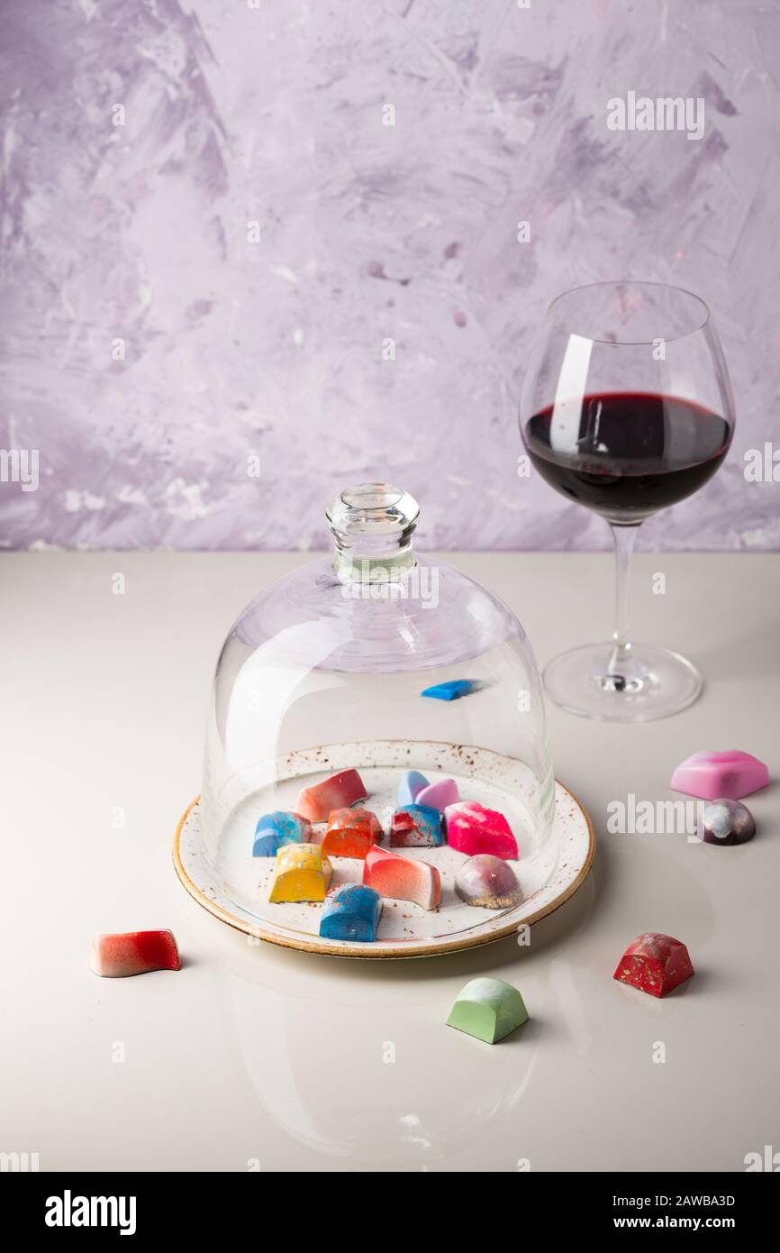 Glass red wine chocolate hi-res stock photography and images - Alamy
