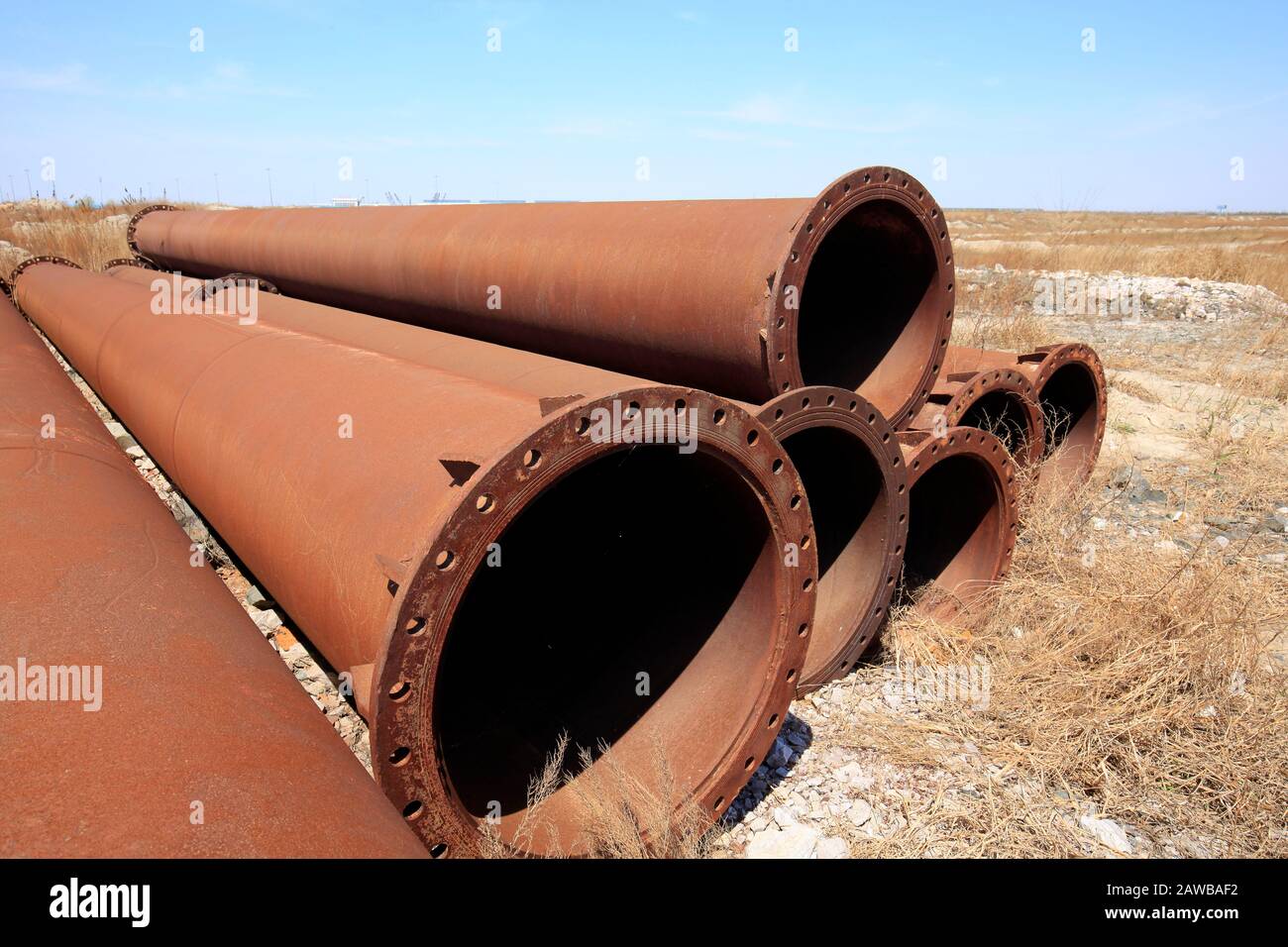 The rusty iron pipe Stock Photo - Alamy