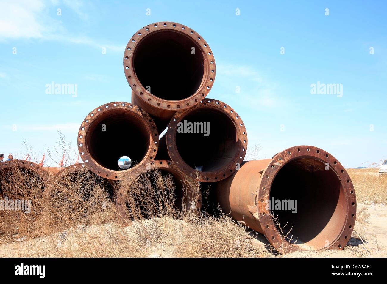 The rusty iron pipe Stock Photo - Alamy