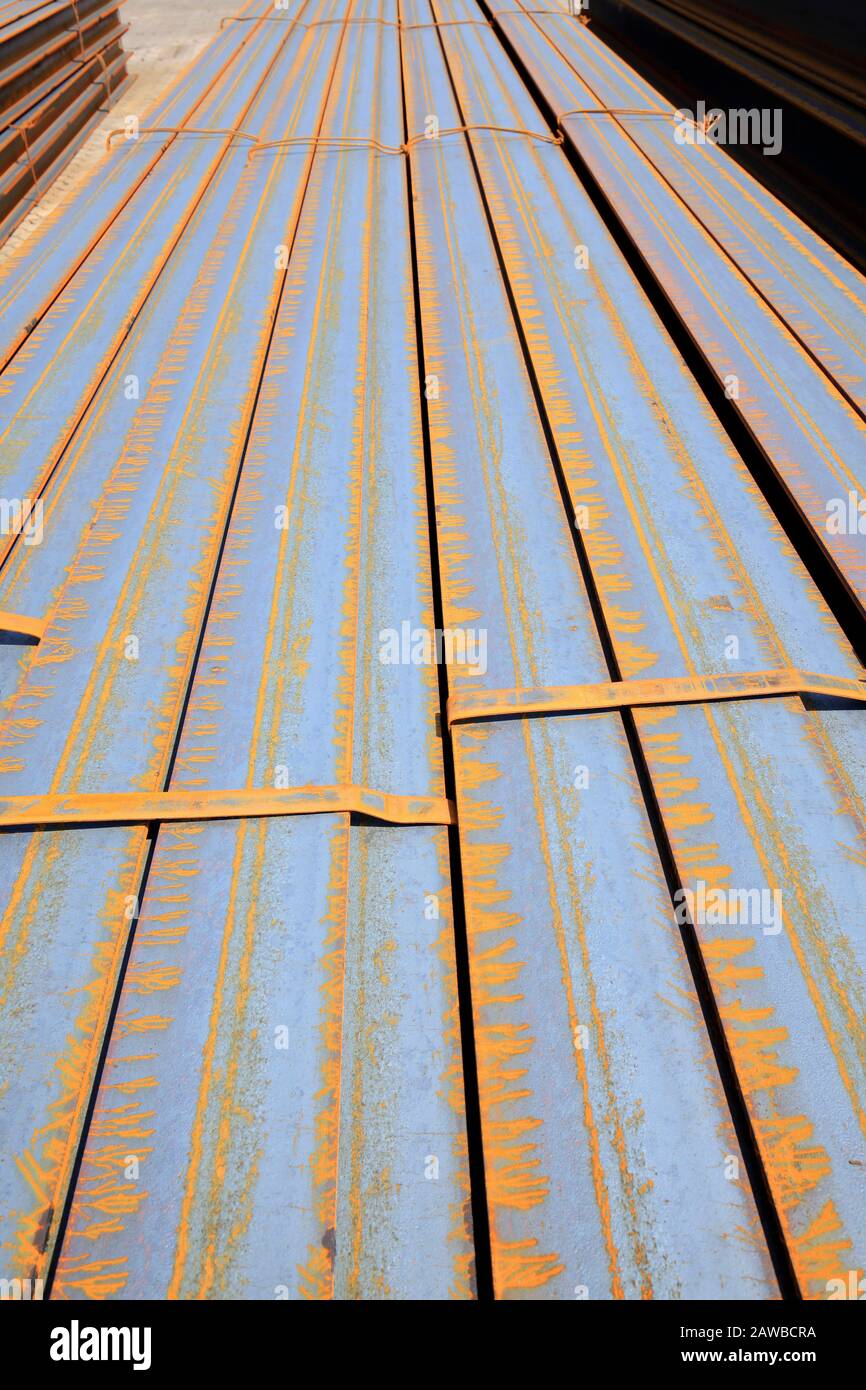 Steel channel bar hi-res stock photography and images - Alamy