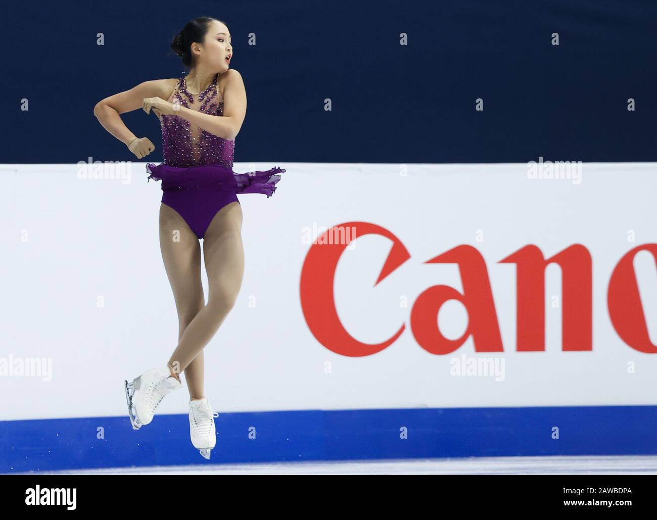 Seoul, South Korea. 8th Feb, 2020. Zhu Yi of China performs during the ...