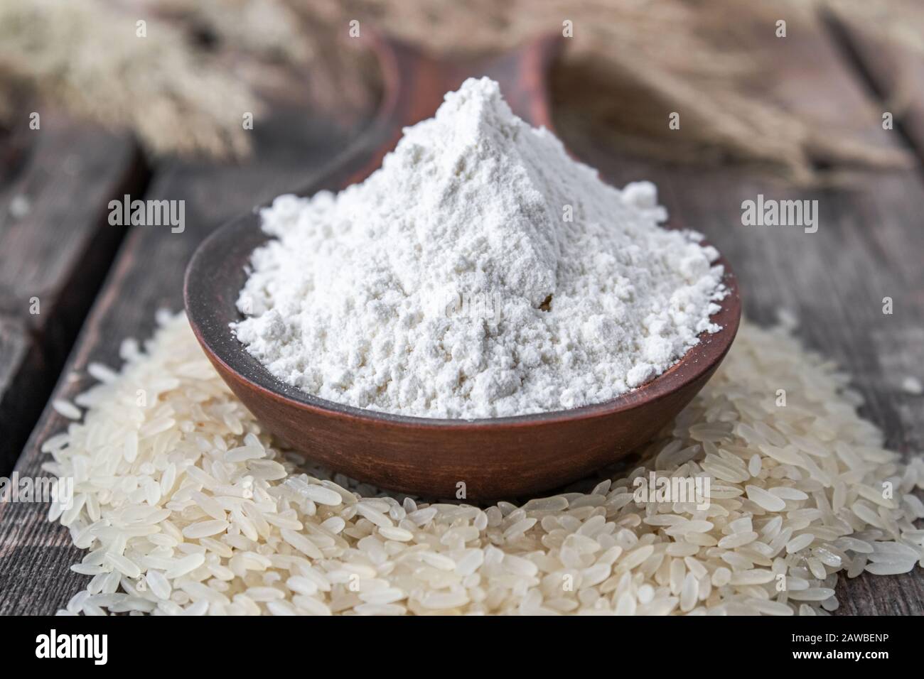 Rice flour hi-res stock photography and images - Alamy