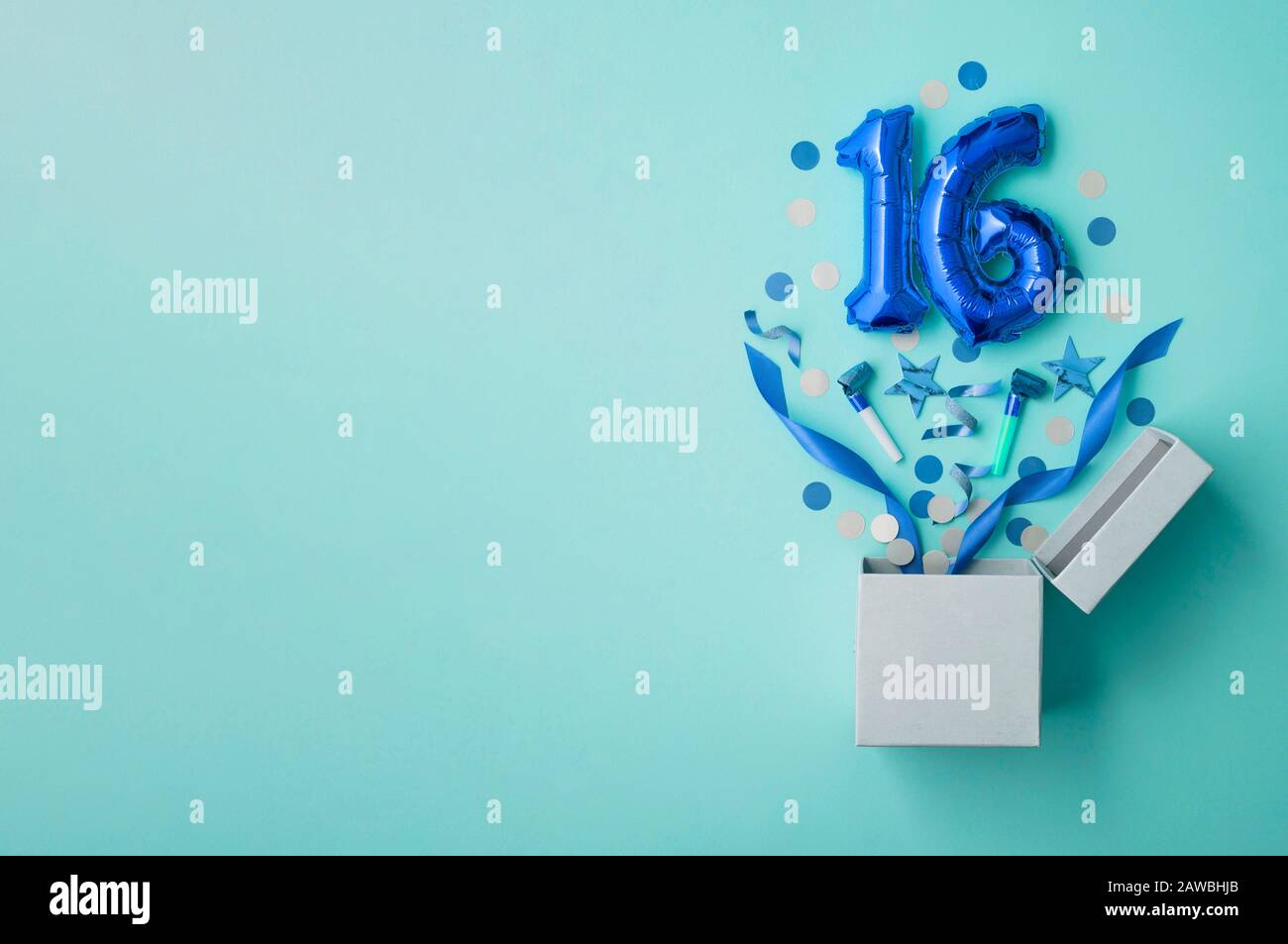 16th birthday card hi-res stock photography and images - Alamy