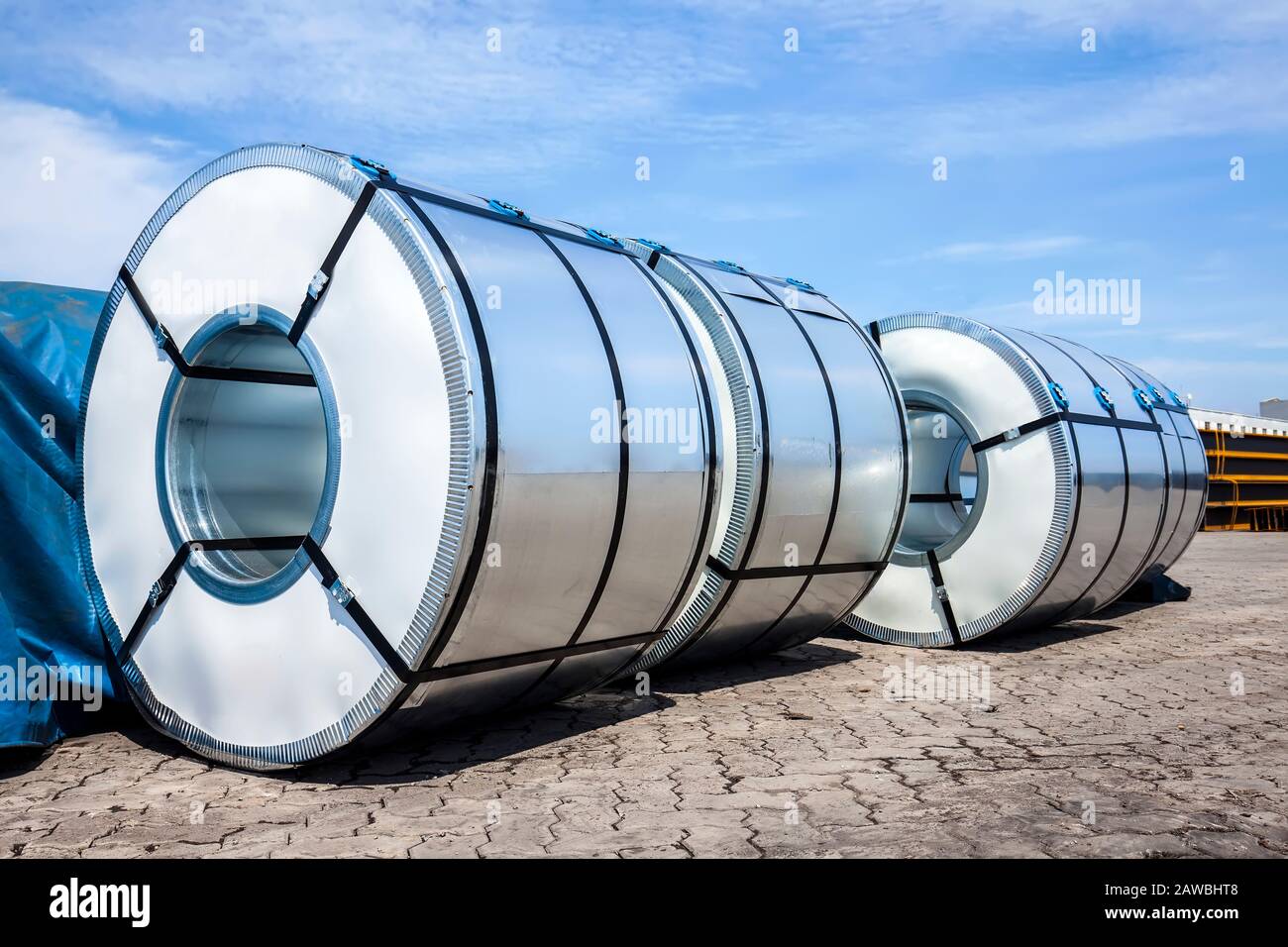 Zinc metal strip hi-res stock photography and images - Alamy