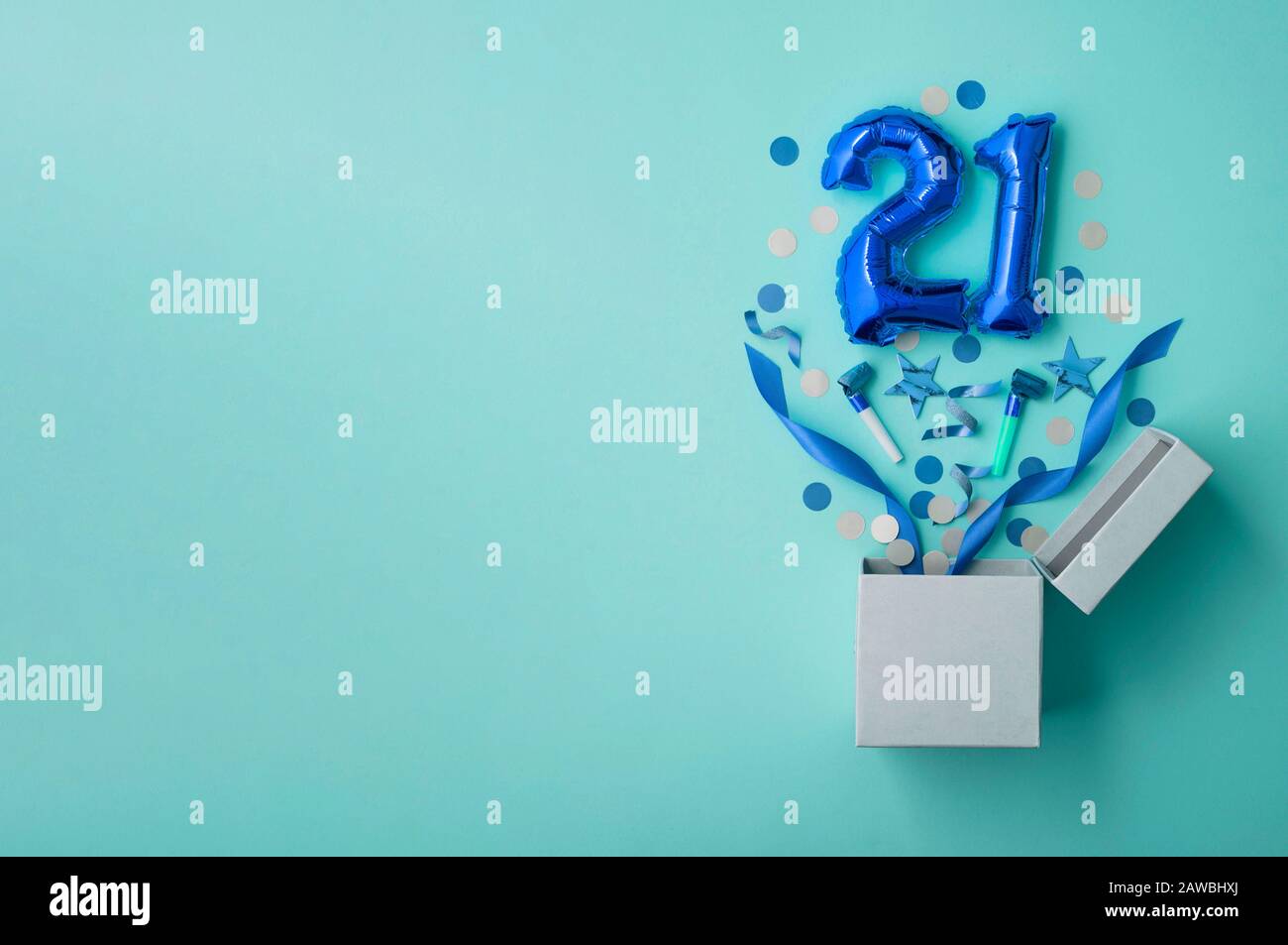 21st birthday card hi-res stock photography and images - Alamy