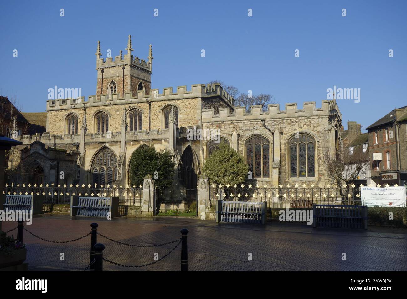 all saints church in the town square, huntingdon town centre ...