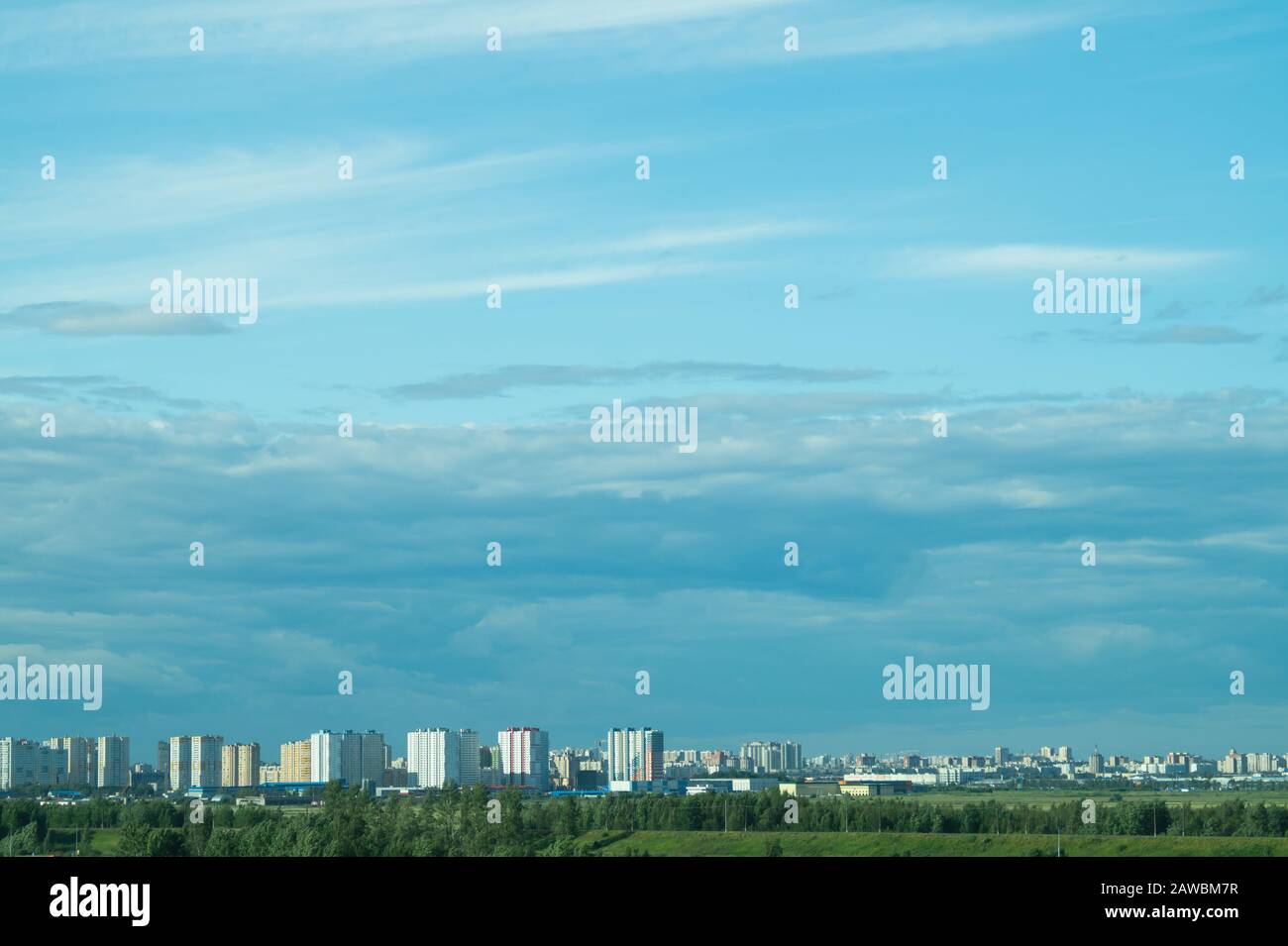 Urban cityscape panoramic view. horizon line with buildings. nature ...