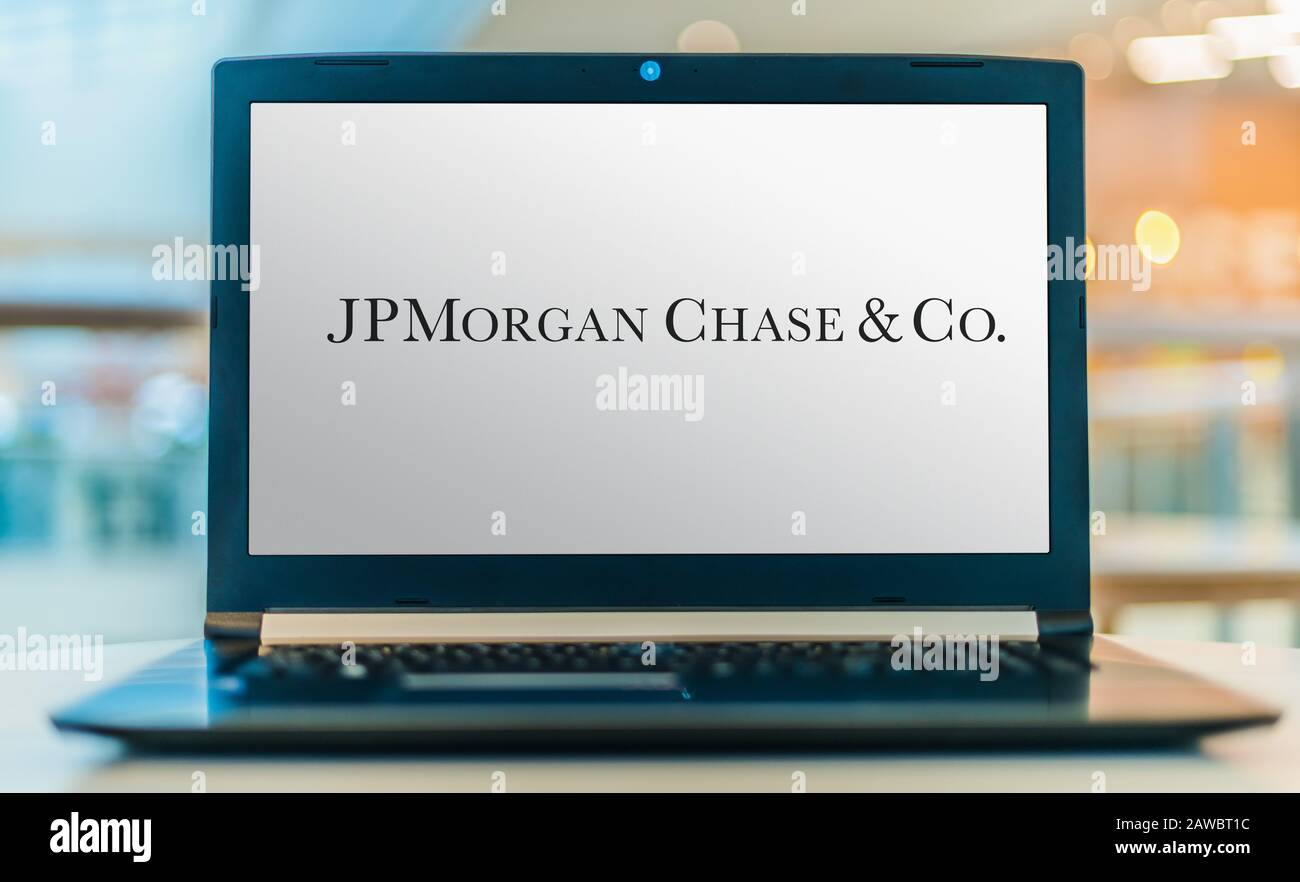 Chase screen hi-res stock photography and images - Alamy