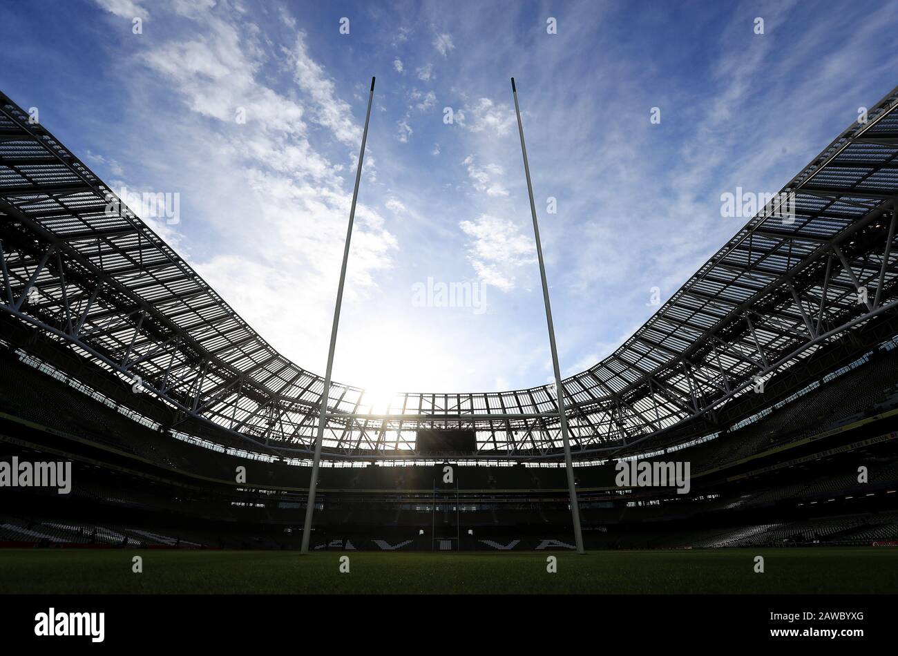 Guinness rugby goalposts hi-res stock photography and images - Alamy